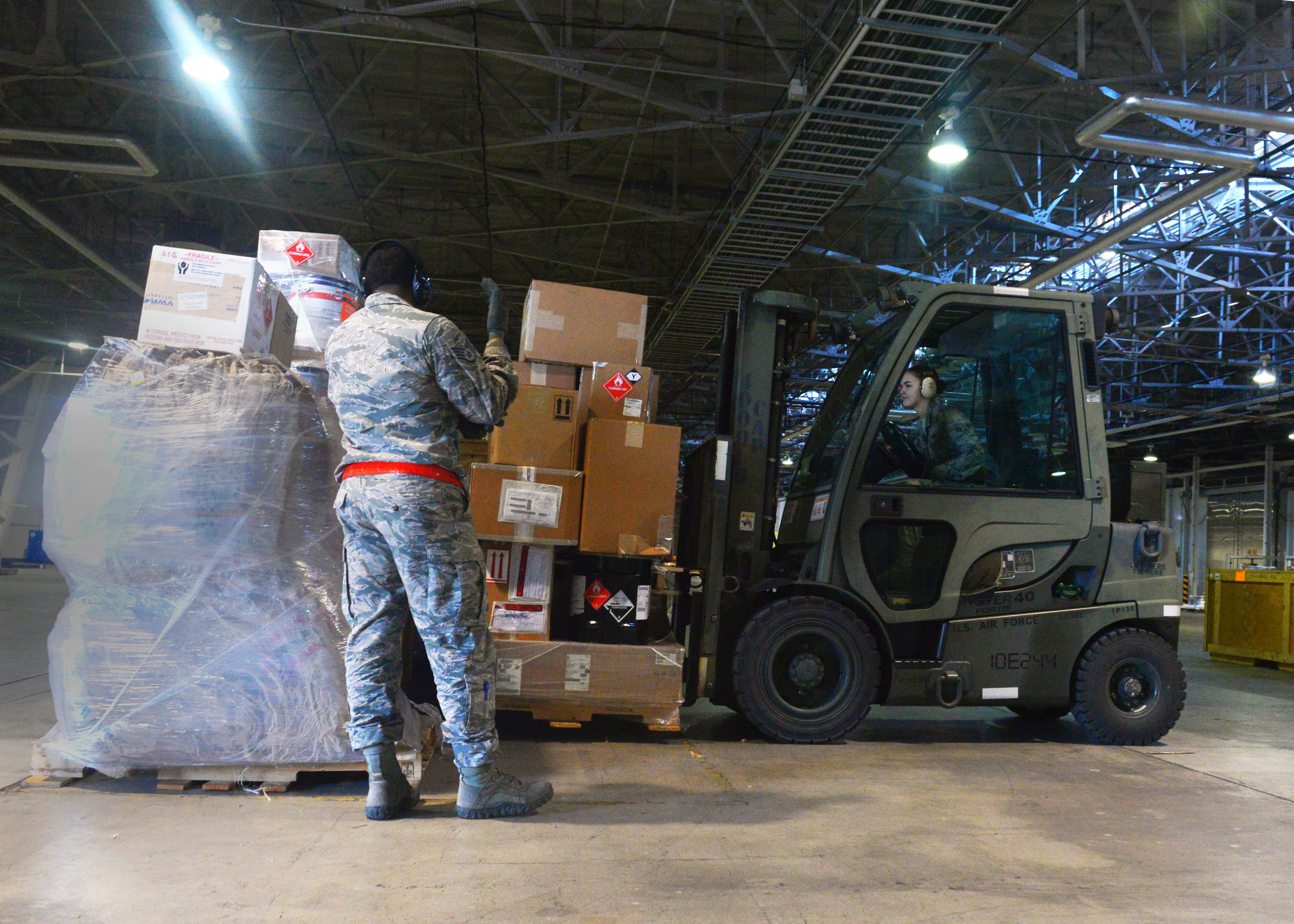 730 AMS keeps PACAF supplied to fight > Yokota Air Base > Article Display