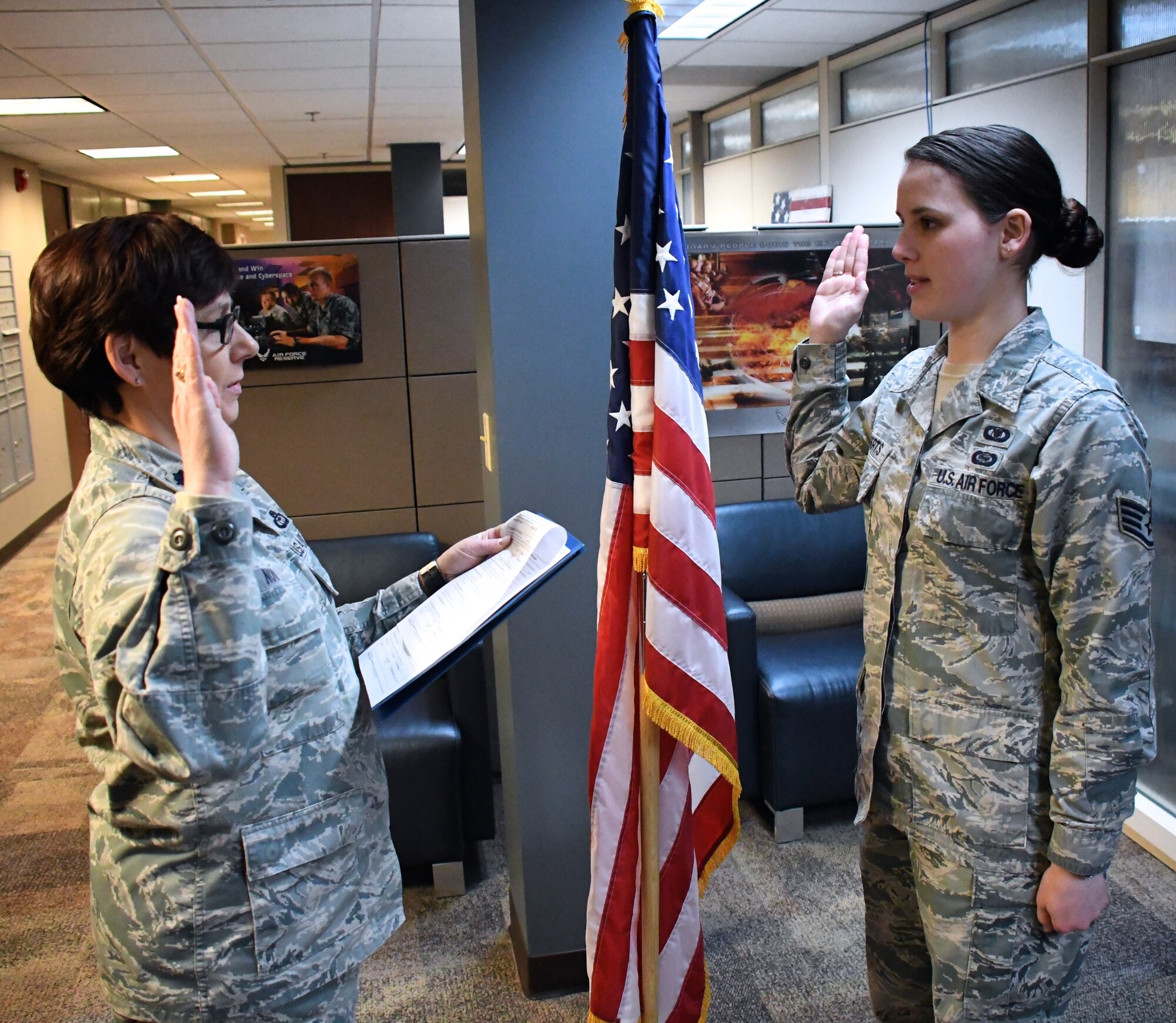 Reenlisting Staff Sgt. Jessica Roberts > 932nd Airlift Wing > Article ...
