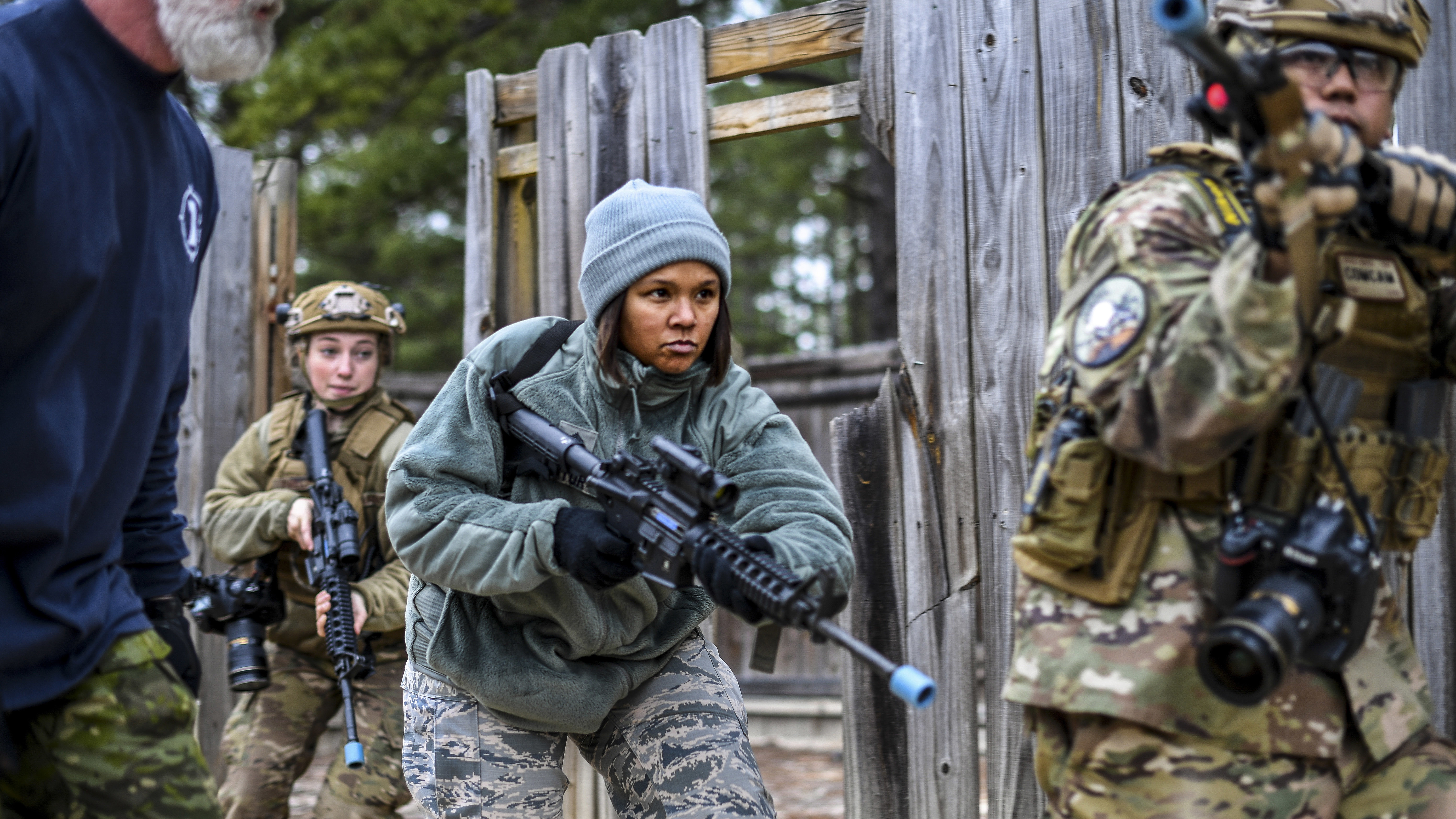 Rifle Focus | U.S. Department of War