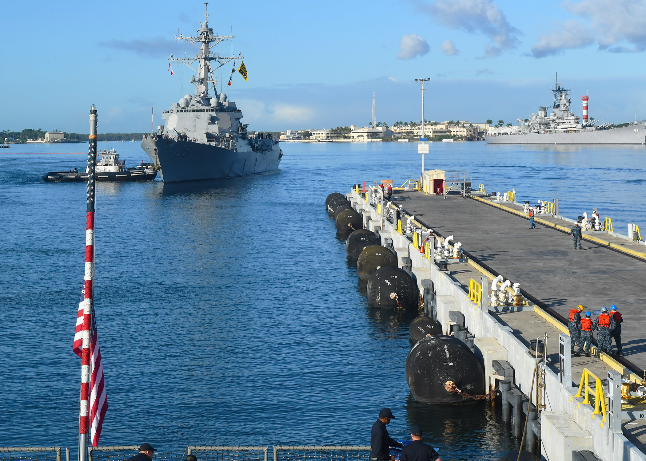 USS Sterett, Dewey visit Pearl Harbor