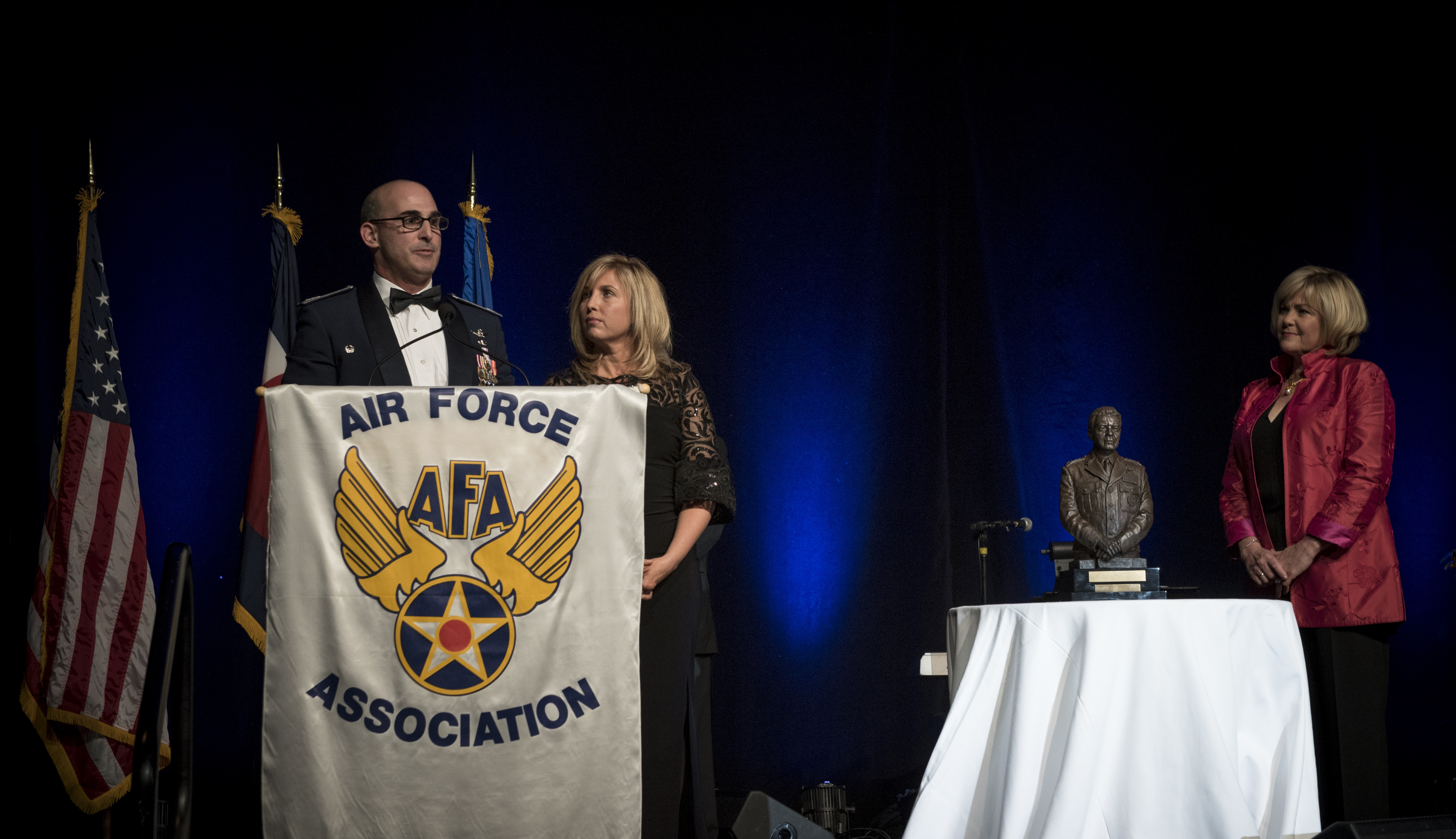 JSpOC Director Receives Distinguished Space Leadership Award ...