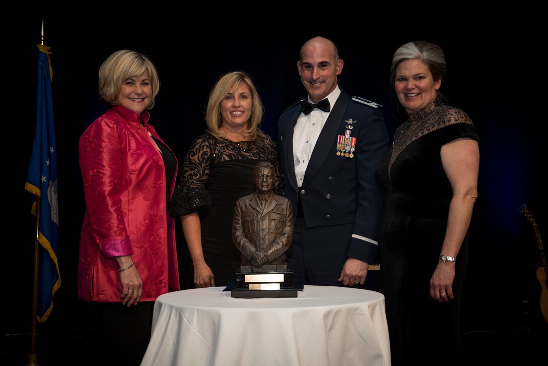 JSpOC Director Receives Distinguished Space Leadership Award