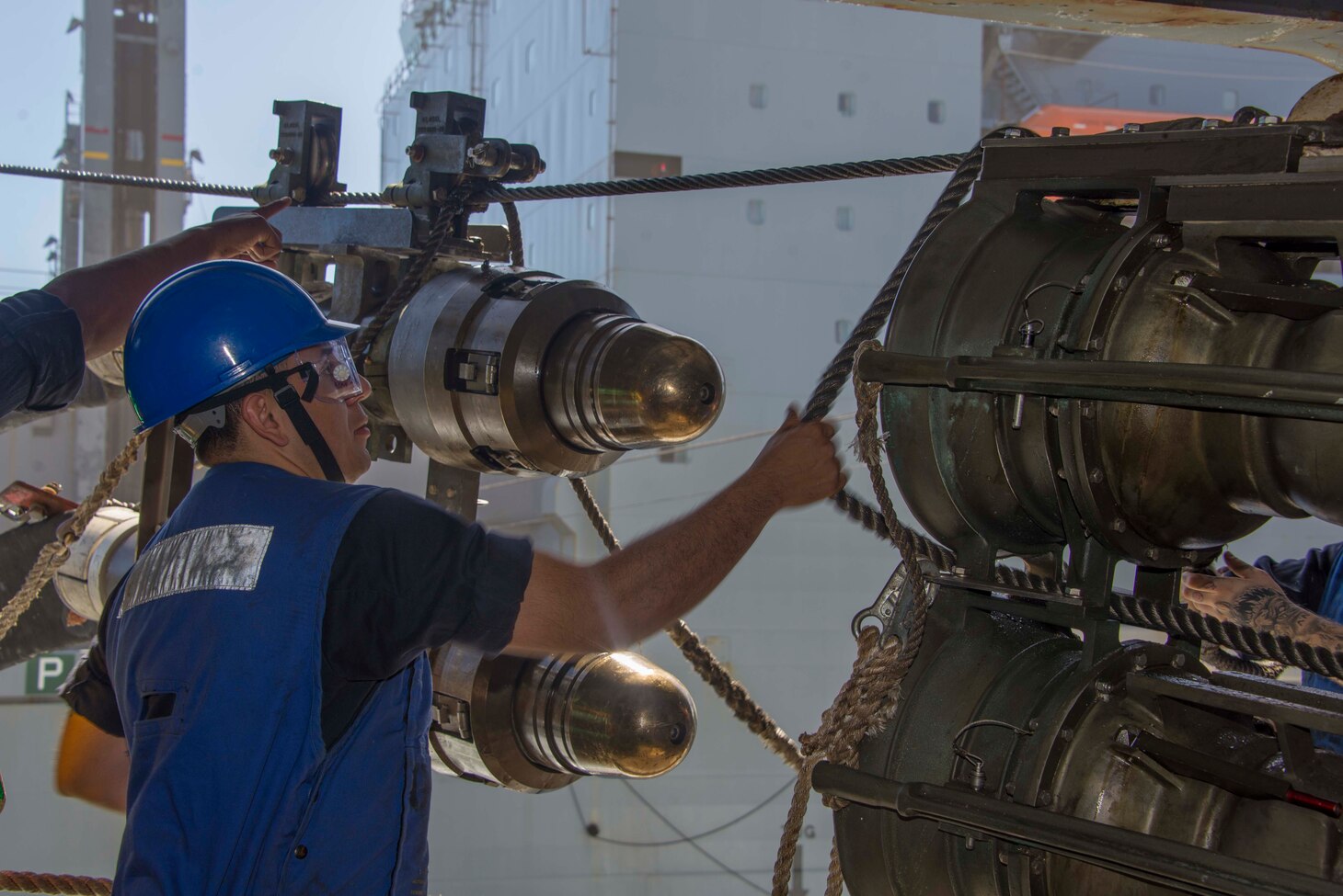 Iwo Jima ARG Conducts First Major RAS of Deployment > United States ...