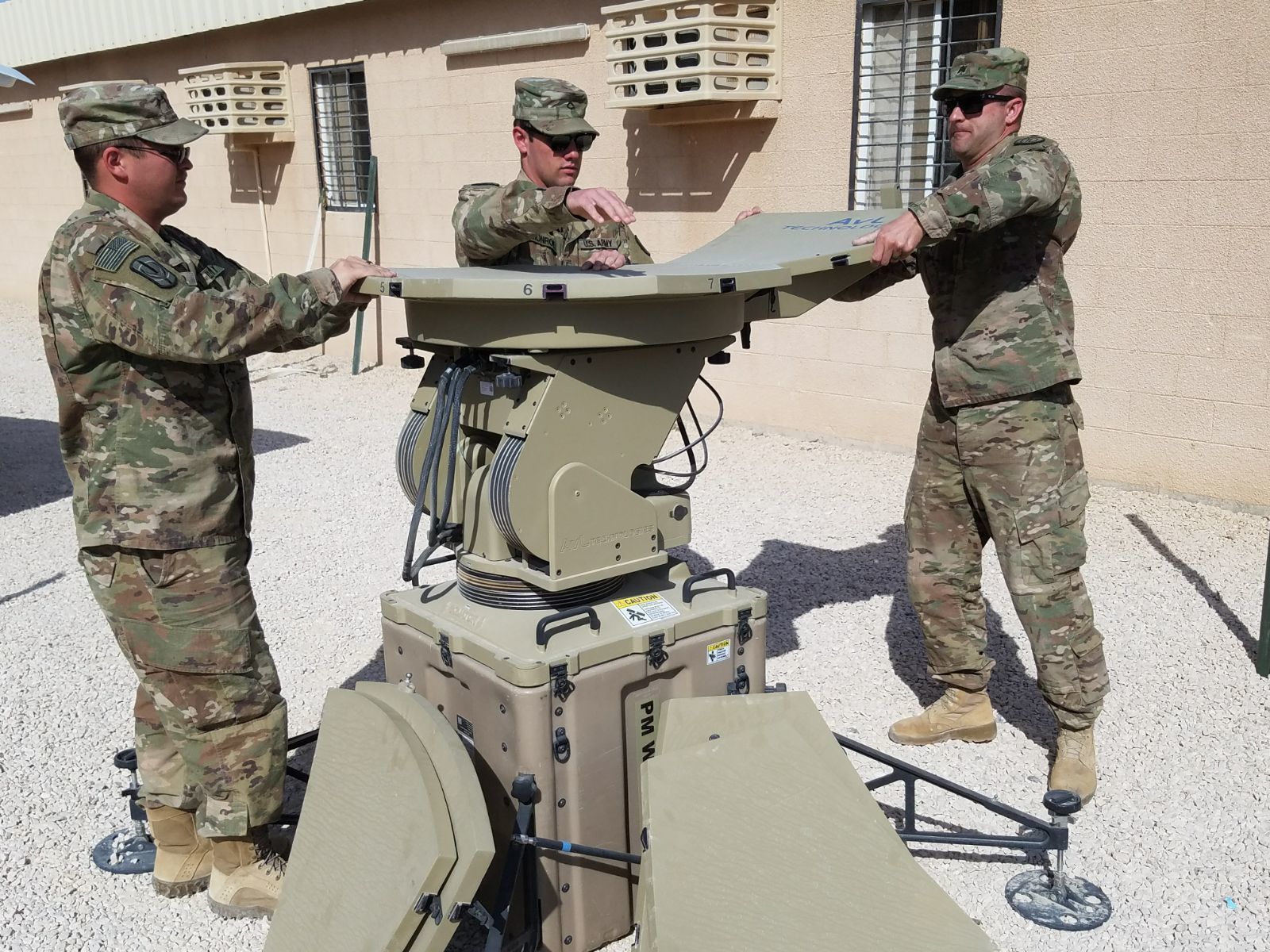 Comms Team Fills Gaps in Any Environment > U.S. Army Central > News | U ...