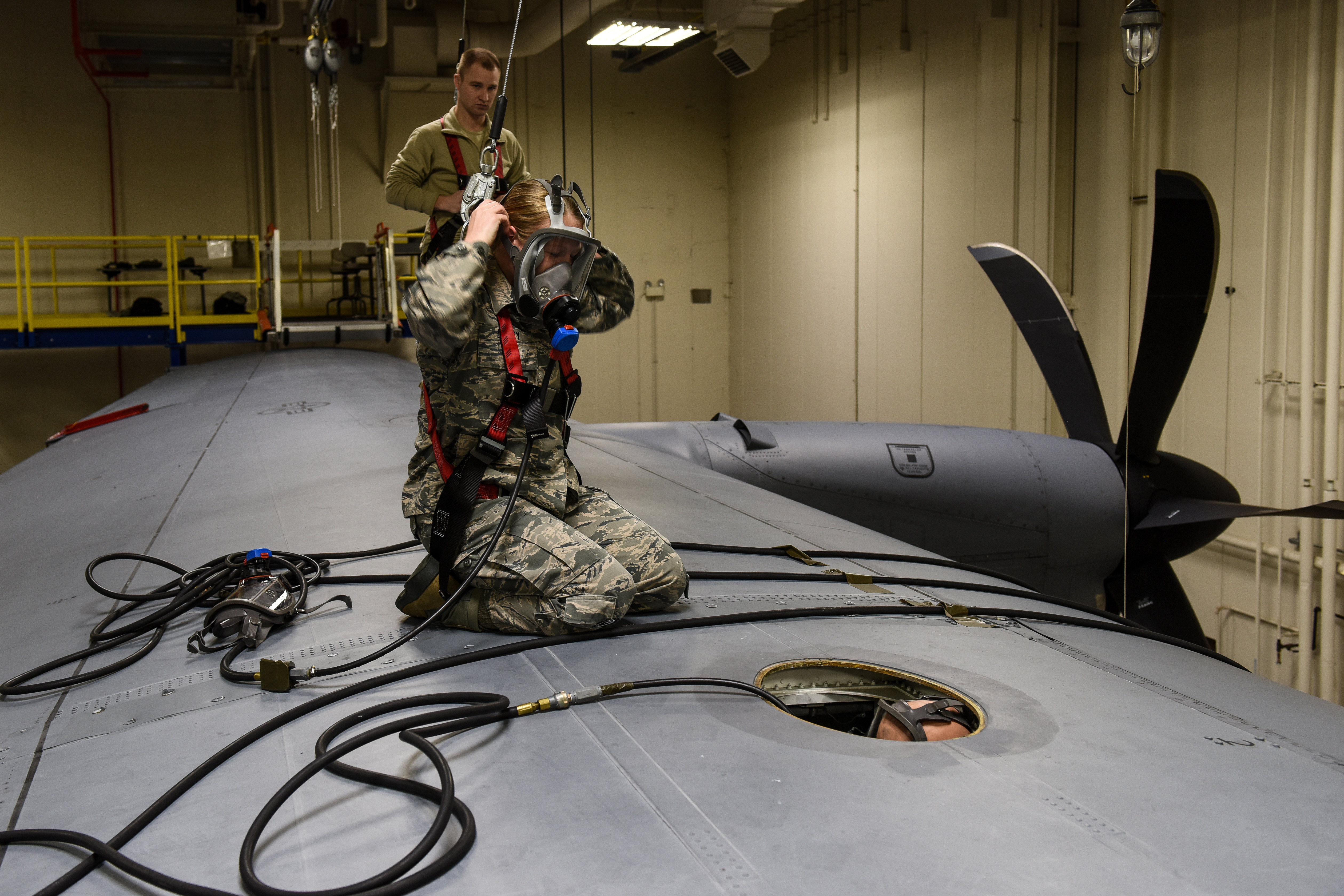193rd Special Operations Wing conducts confined spaces rescue exercise ...