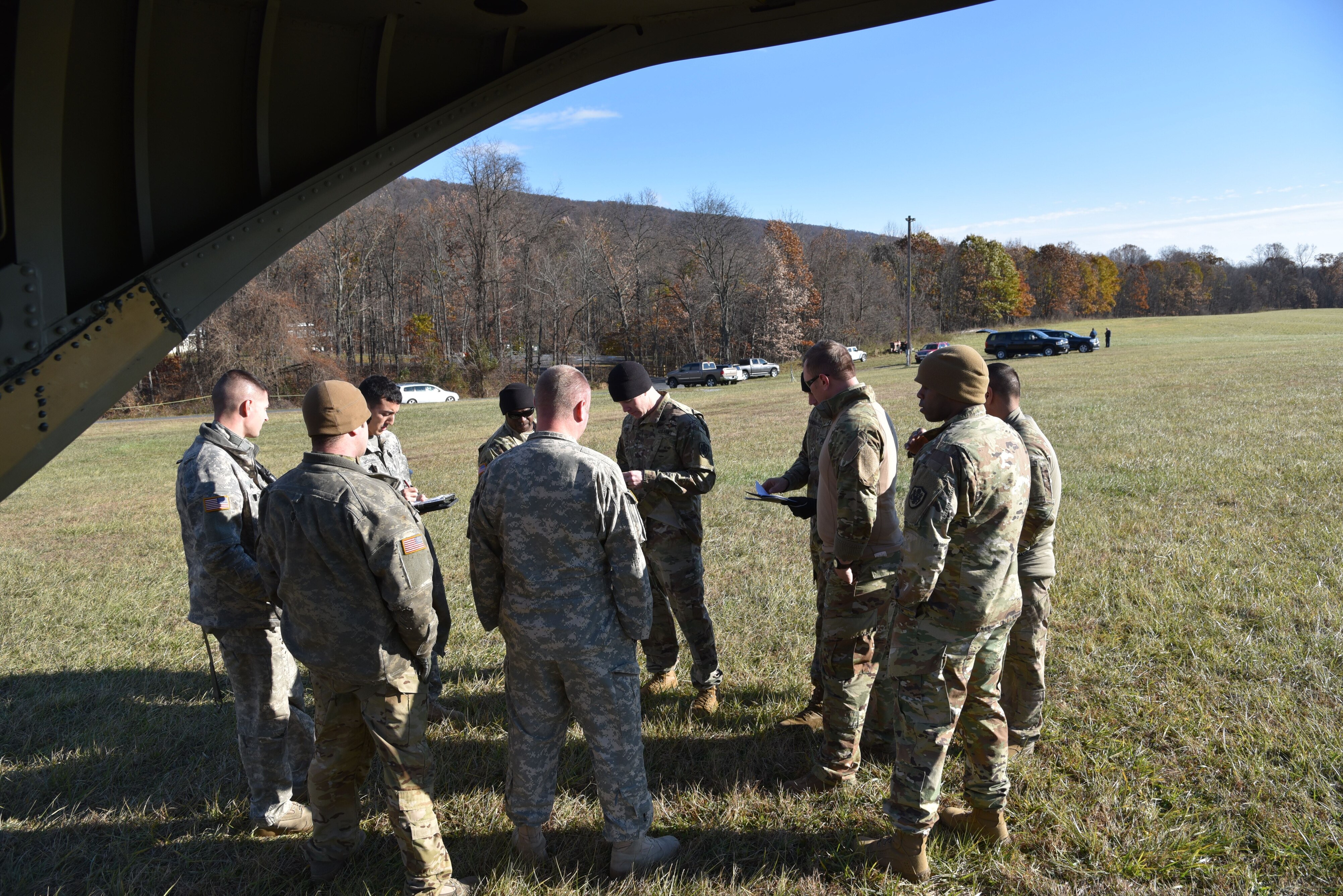 DLA Distribution Susquehanna Parachute Rigger Team conducts military ...