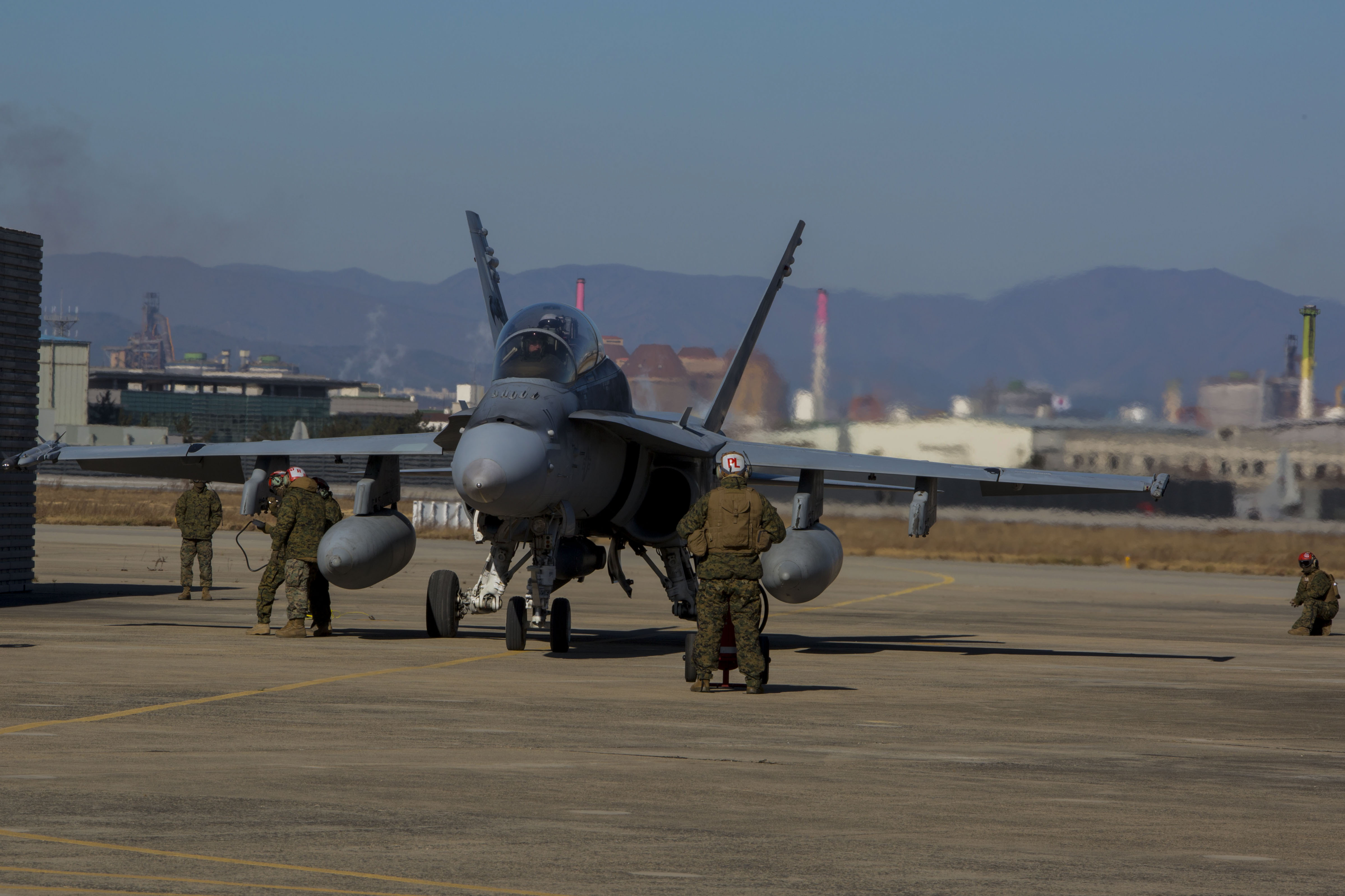 Coordinating together guarantees mission success > Marine Corps Air ...