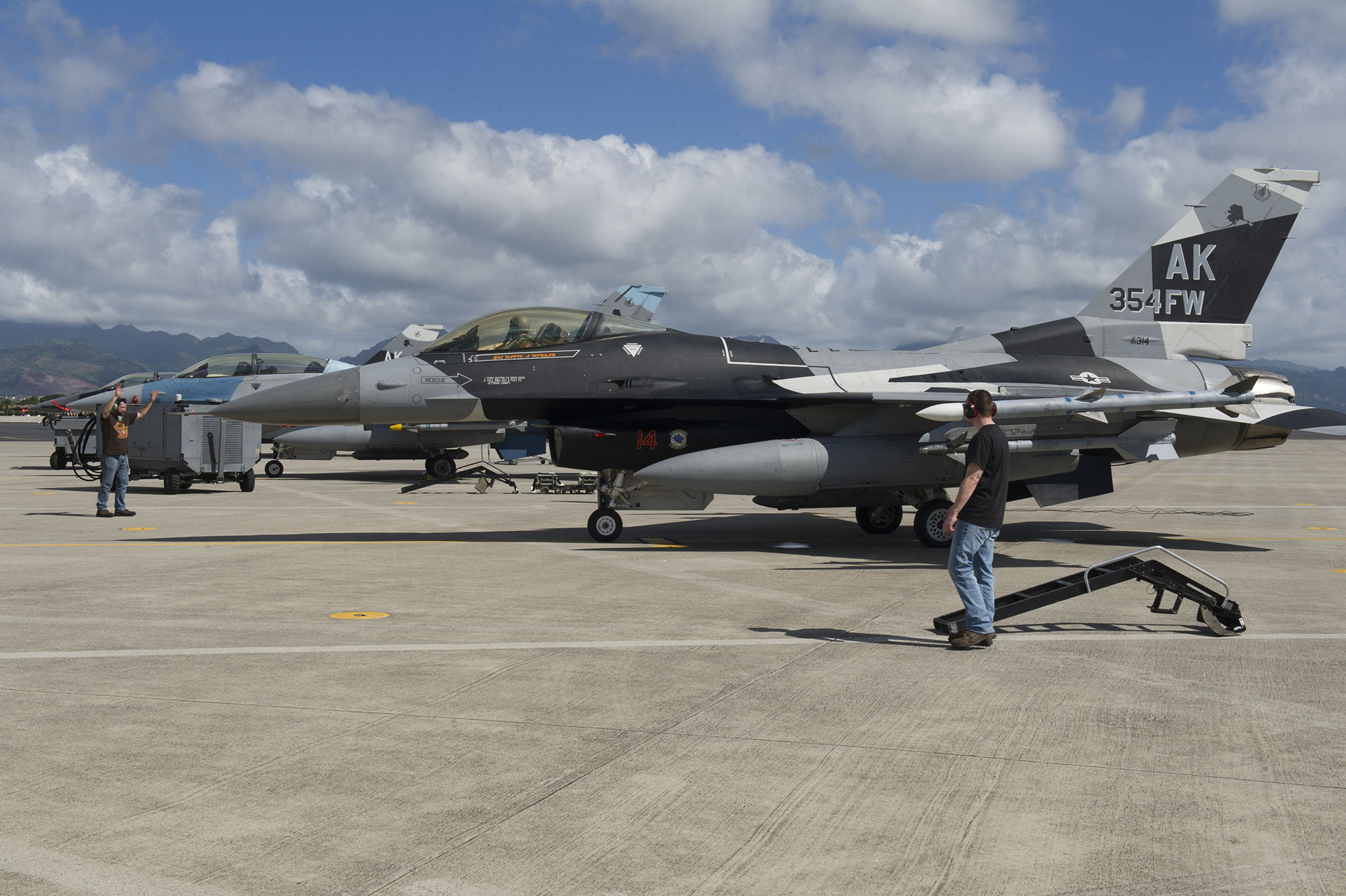 Warming Up during Sentry Aloha 18-1 > U.S. Indo-Pacific Command > Spotlight