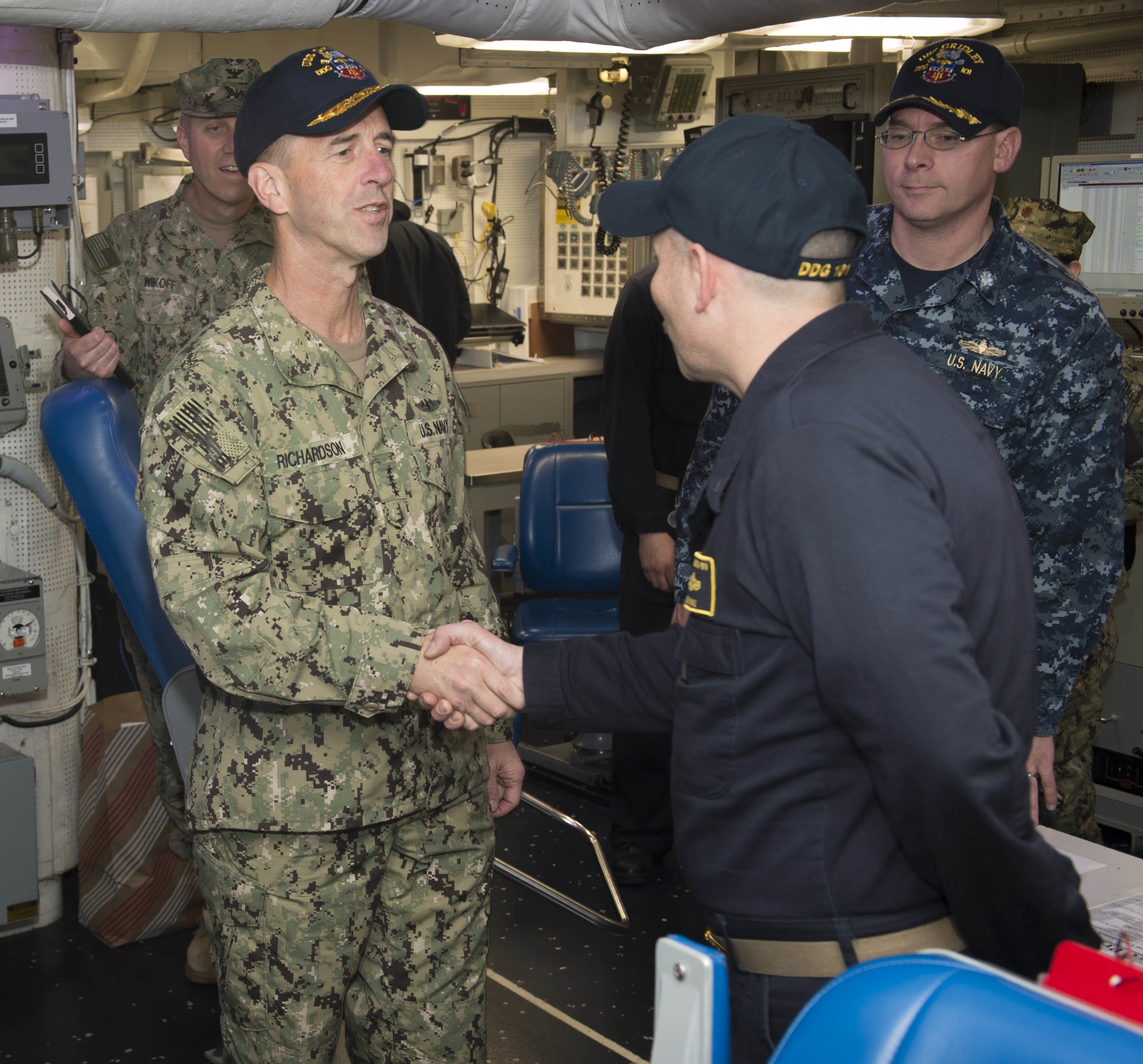 CNO Visits USS Gridley (DDG 101)