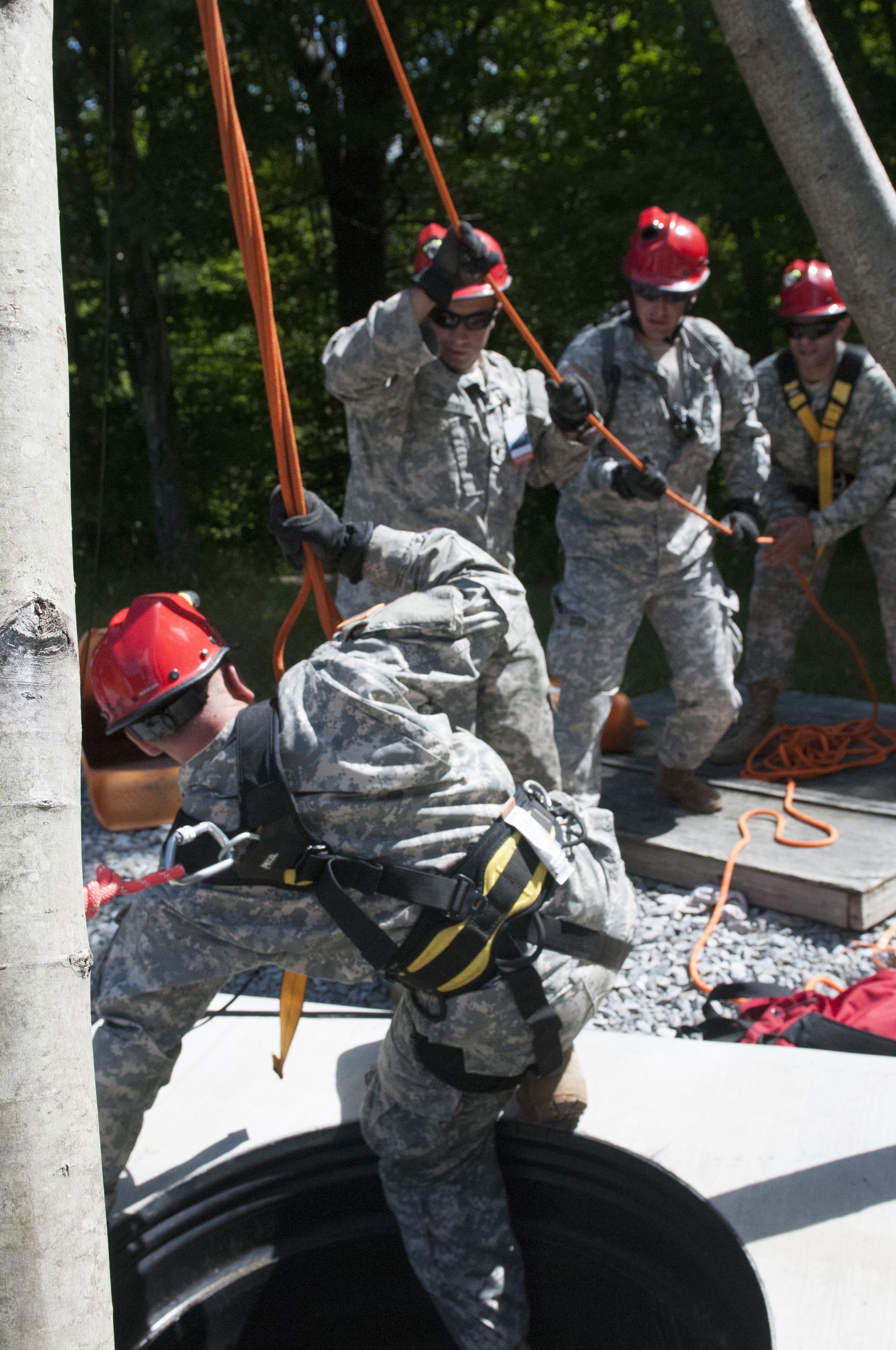 Rescuers train in small spaces > Vermont National Guard > News & Press ...