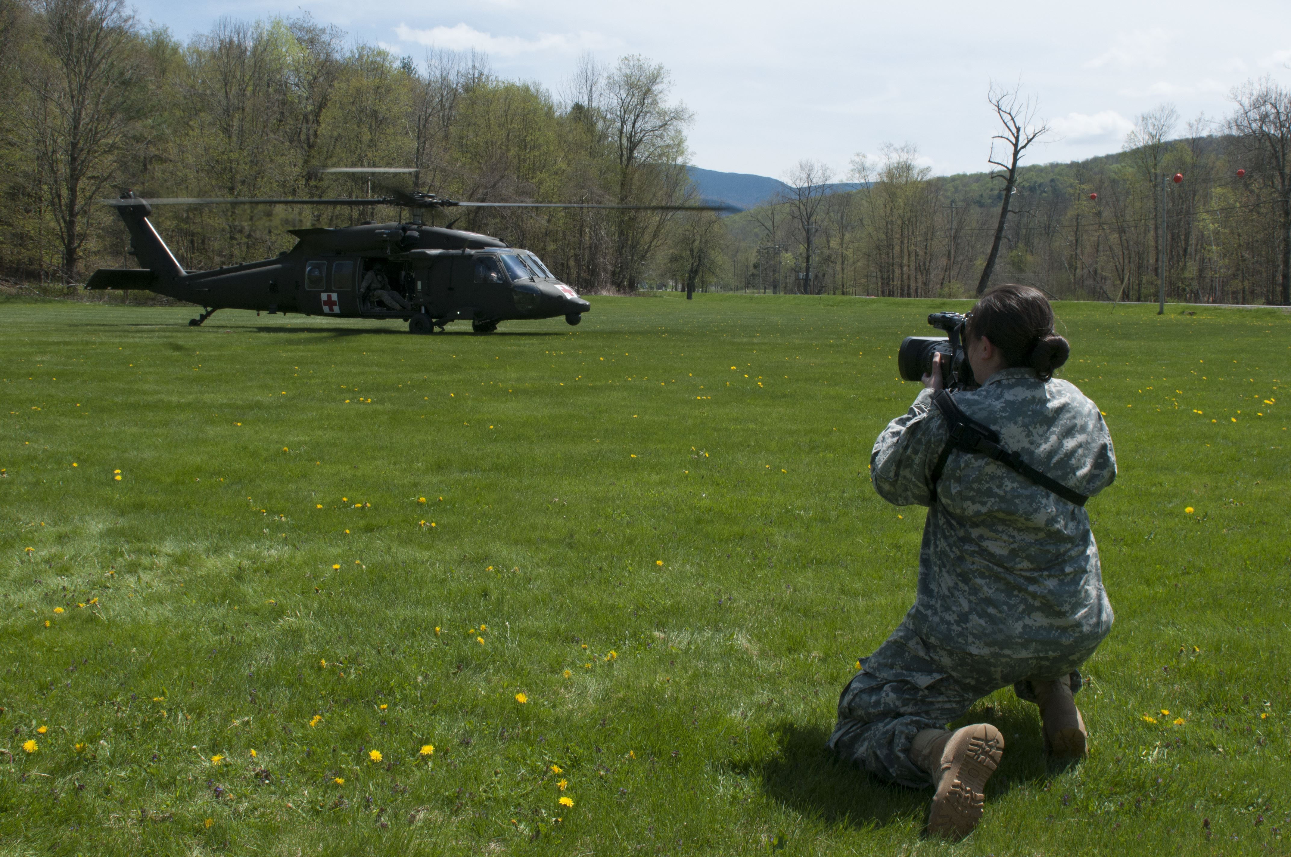 Recruit Sustainment Company trains with other units > Vermont National ...