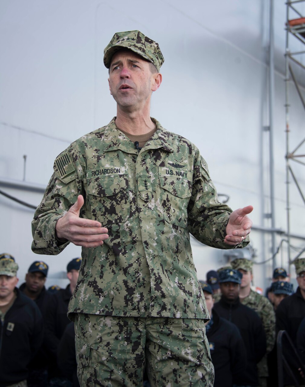 CNO, MCPON Hold Mayport All-Hands Call Aboard USS Iwo Jima > United ...