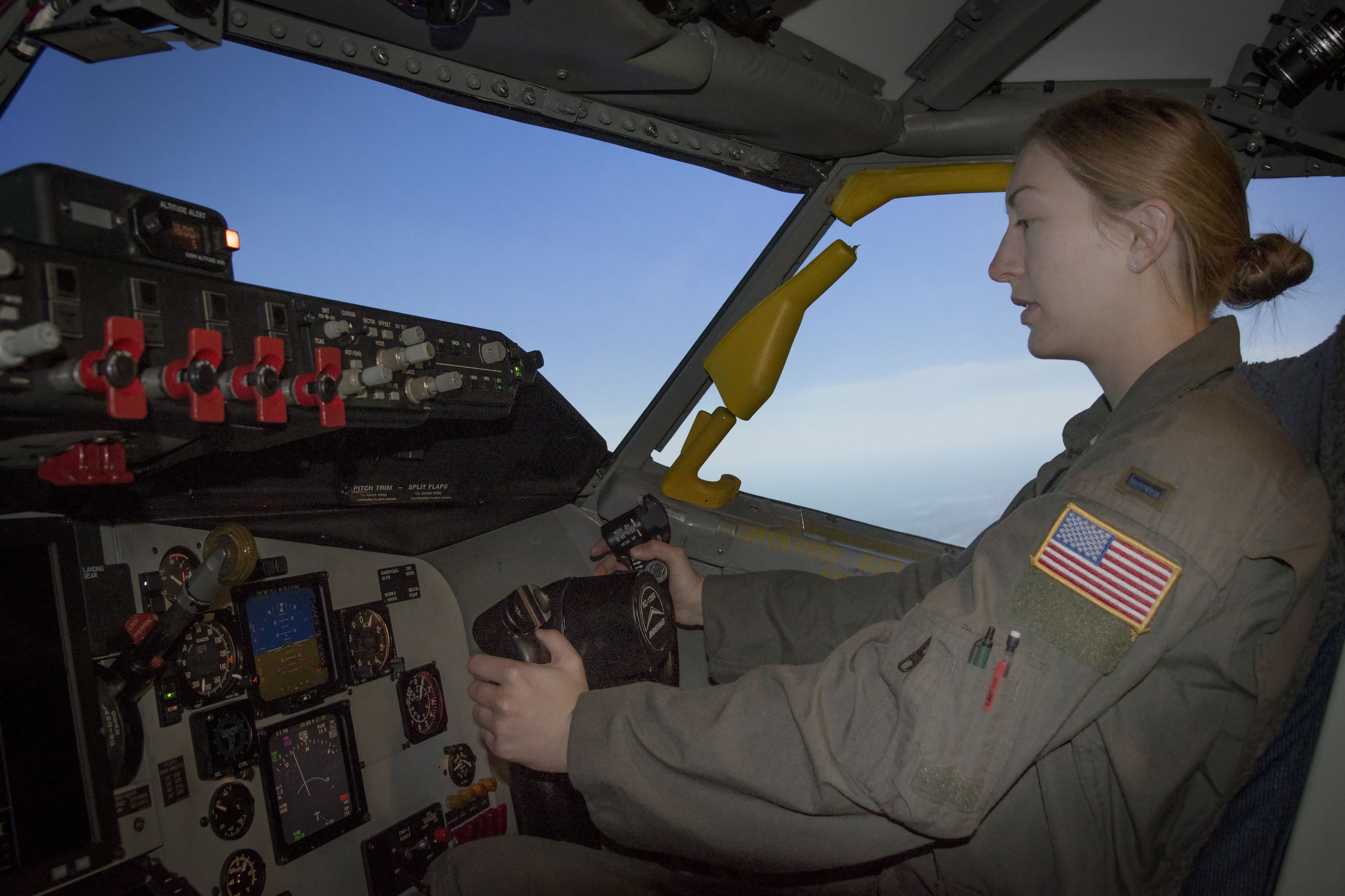 Operational Flight Trainer keeps pilots qualified