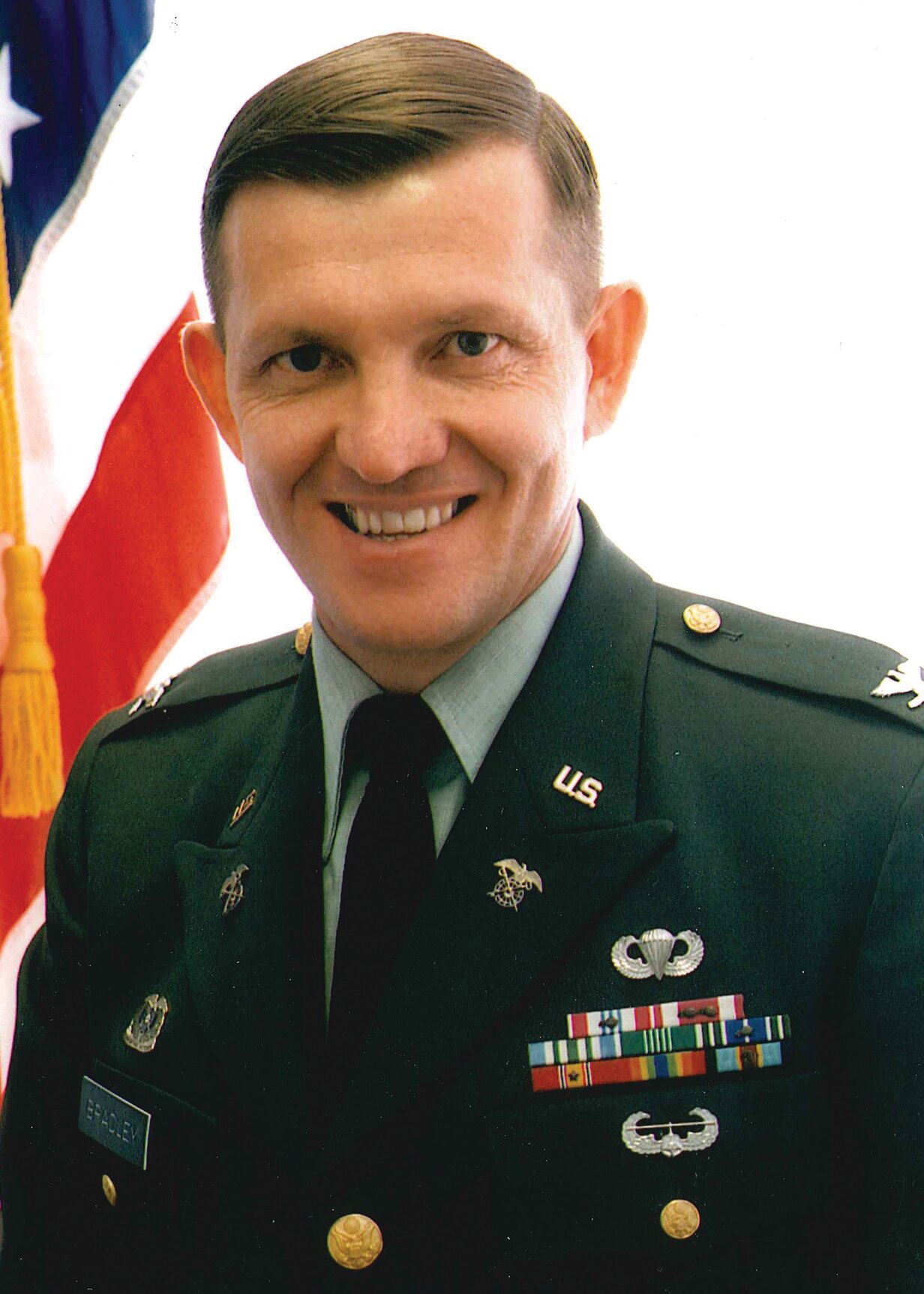 Army Col. Gary Bradley was posthumously inducted into the Defense ...