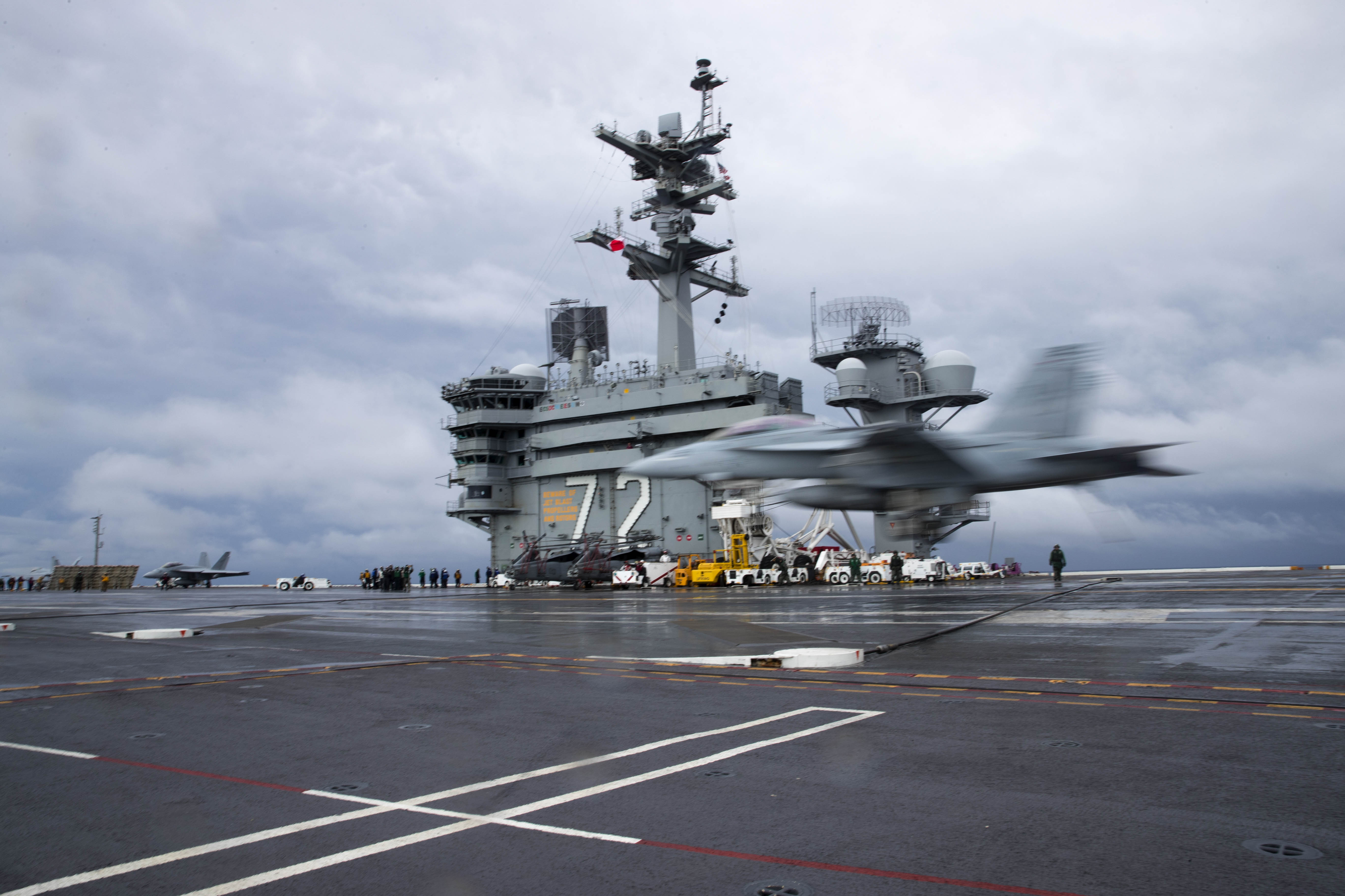 Lincoln Completes Carrier Qualifications > United States Navy > News ...