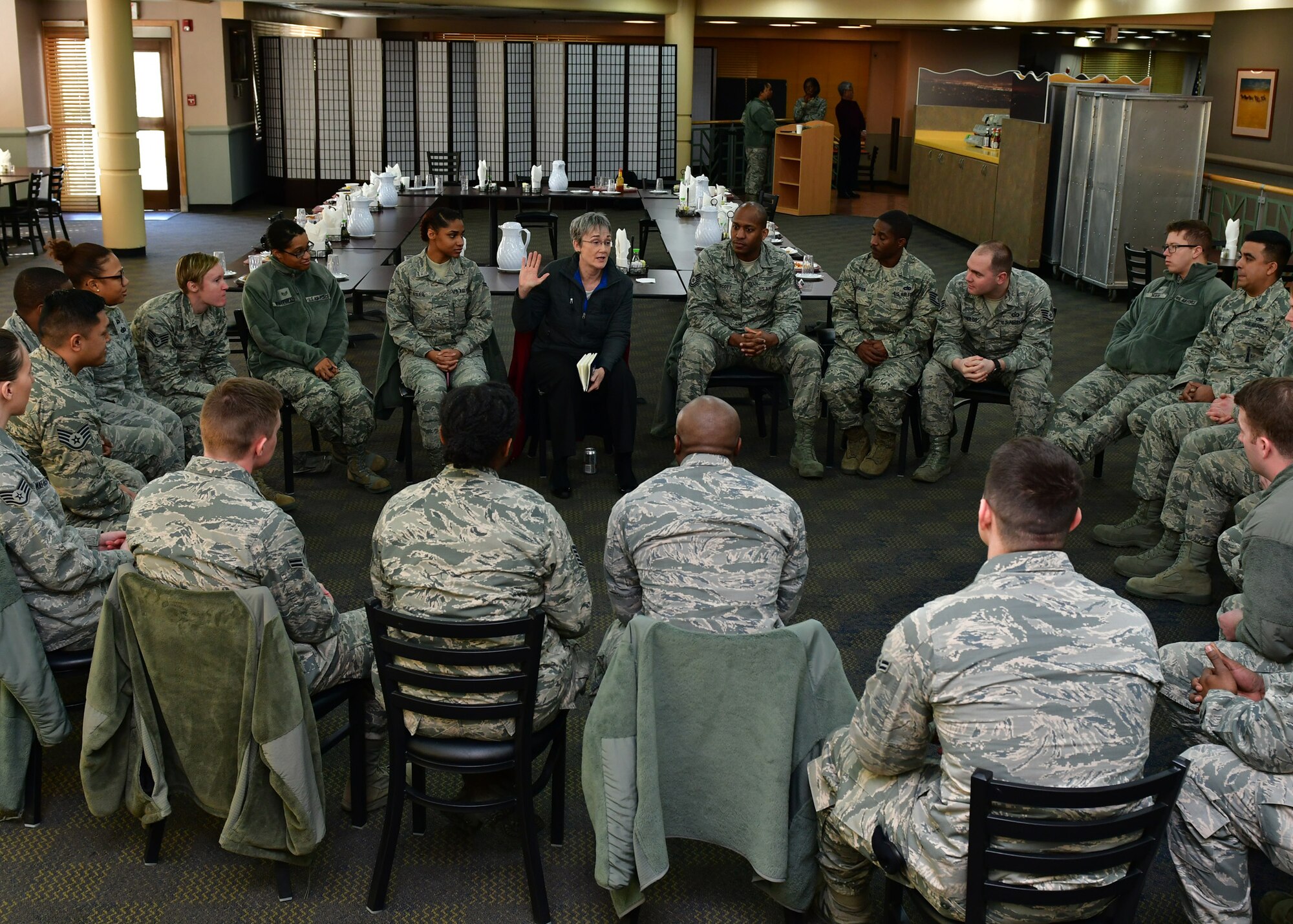 SecAF visits Osan AB, reaffirms RoK-US alliance > Osan Air Base ...