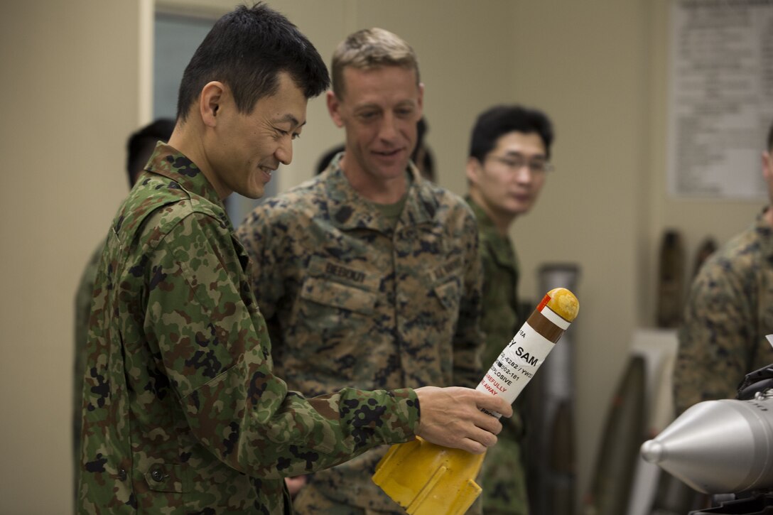 MCIPAC hosts JGSDF EOD for Tour