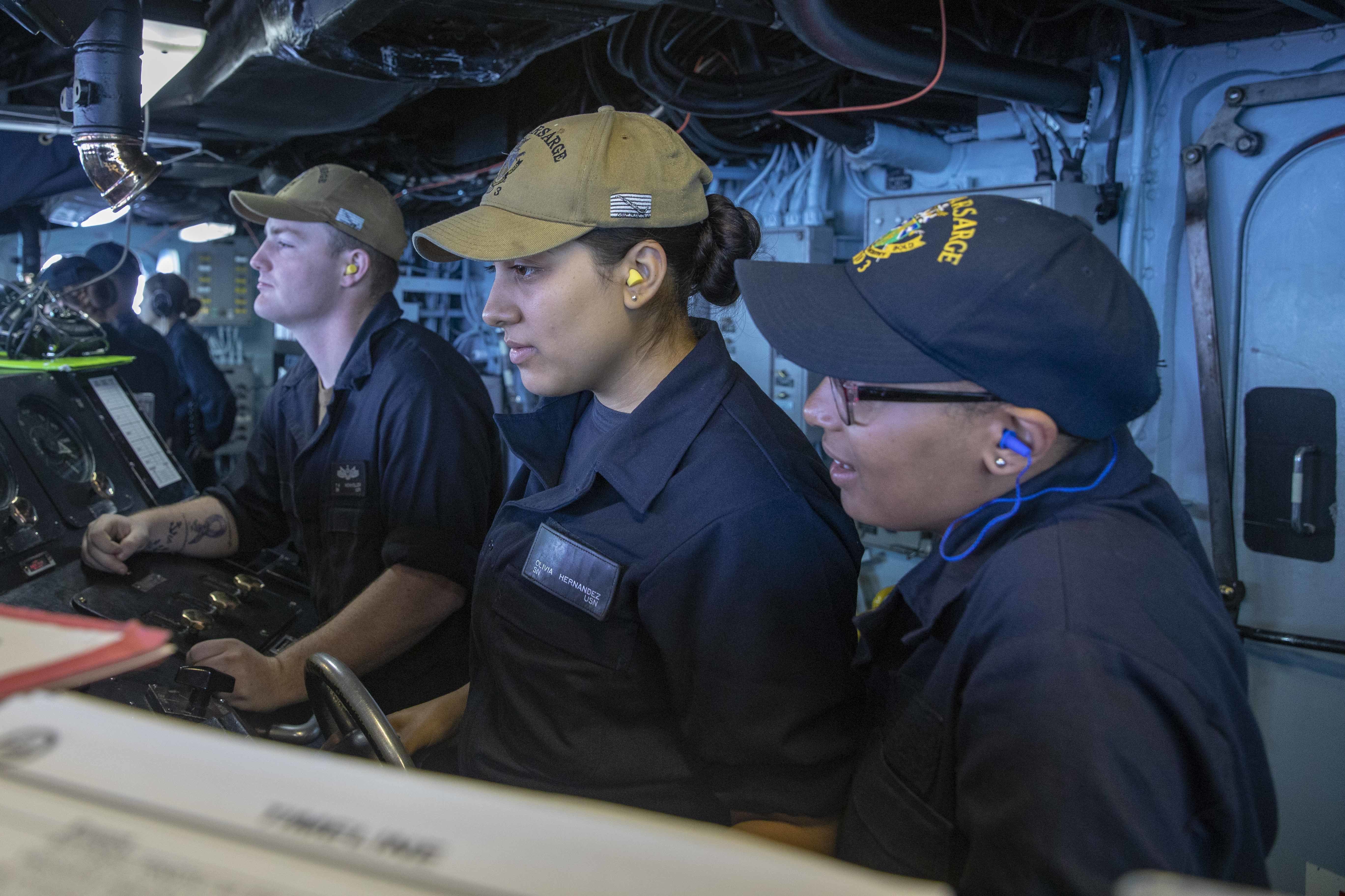 A Navy First: Kearsarge ARG Completes First East Coast SWATT > United ...