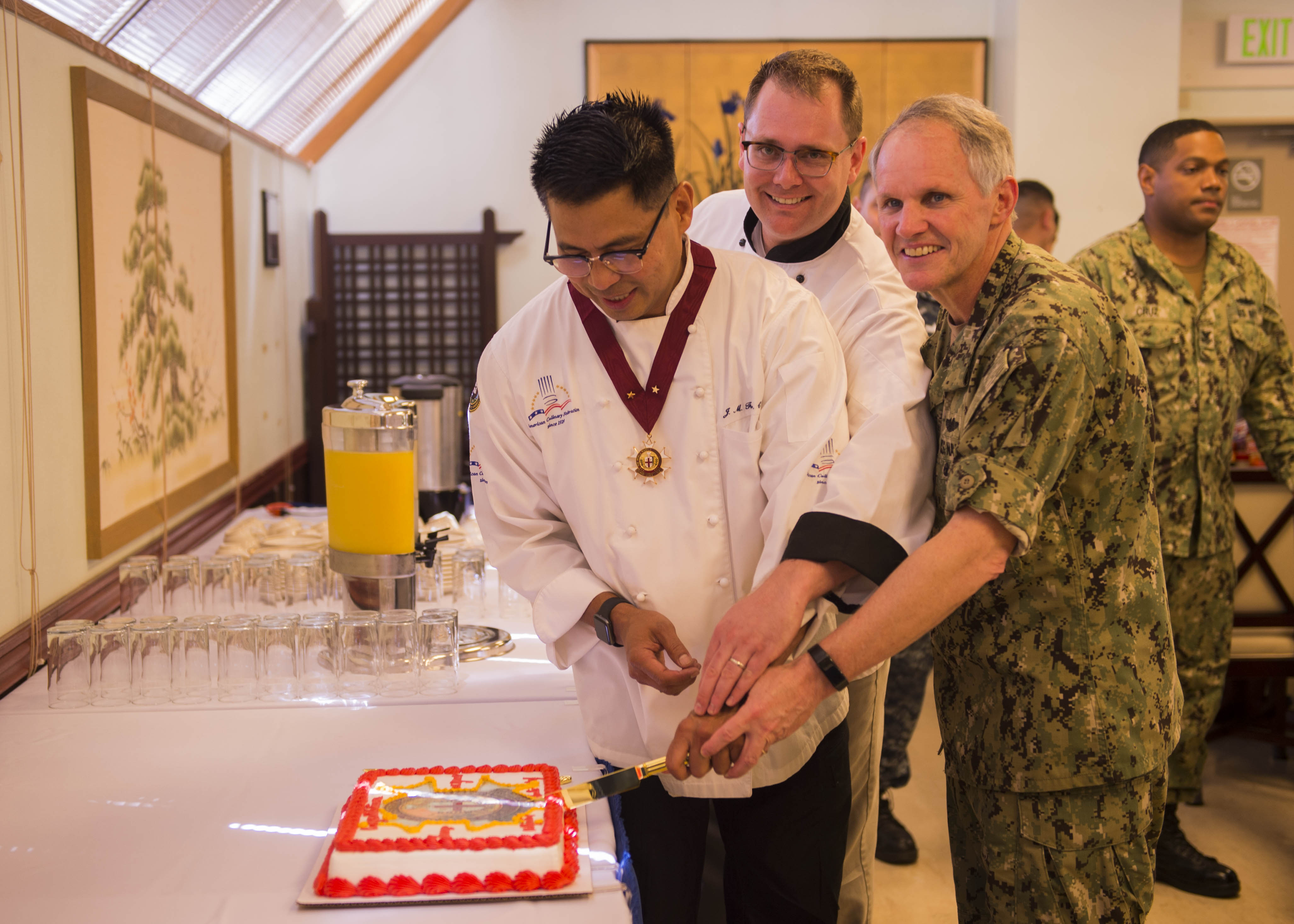U.S. 7th Fleet Sailor Recognized as Master Chef > Commander, U.S. 7th ...