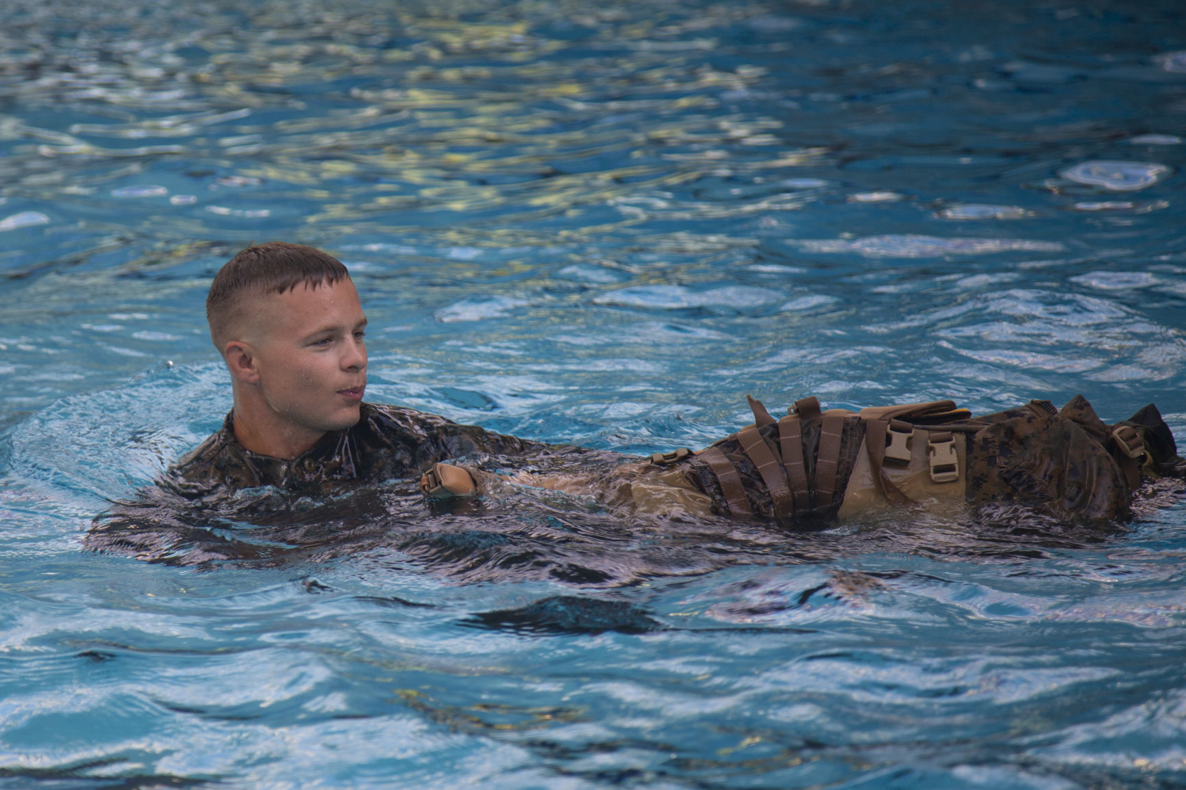 Camp Lejeune Marines sharpen water survival skills > Marine Corps Base ...