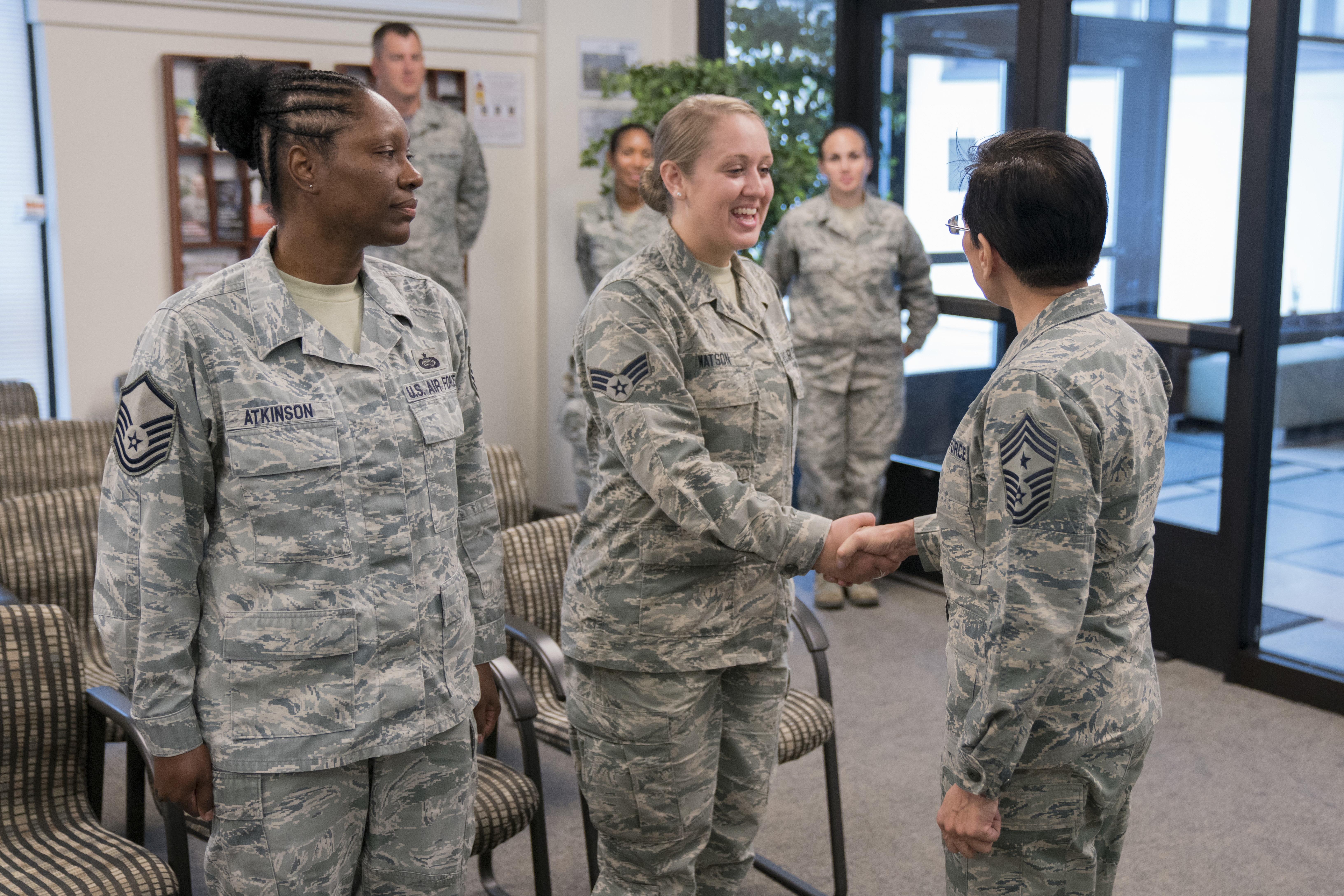 AFRC command chief visits 413th FTG > Air Force Reserve Command > News ...