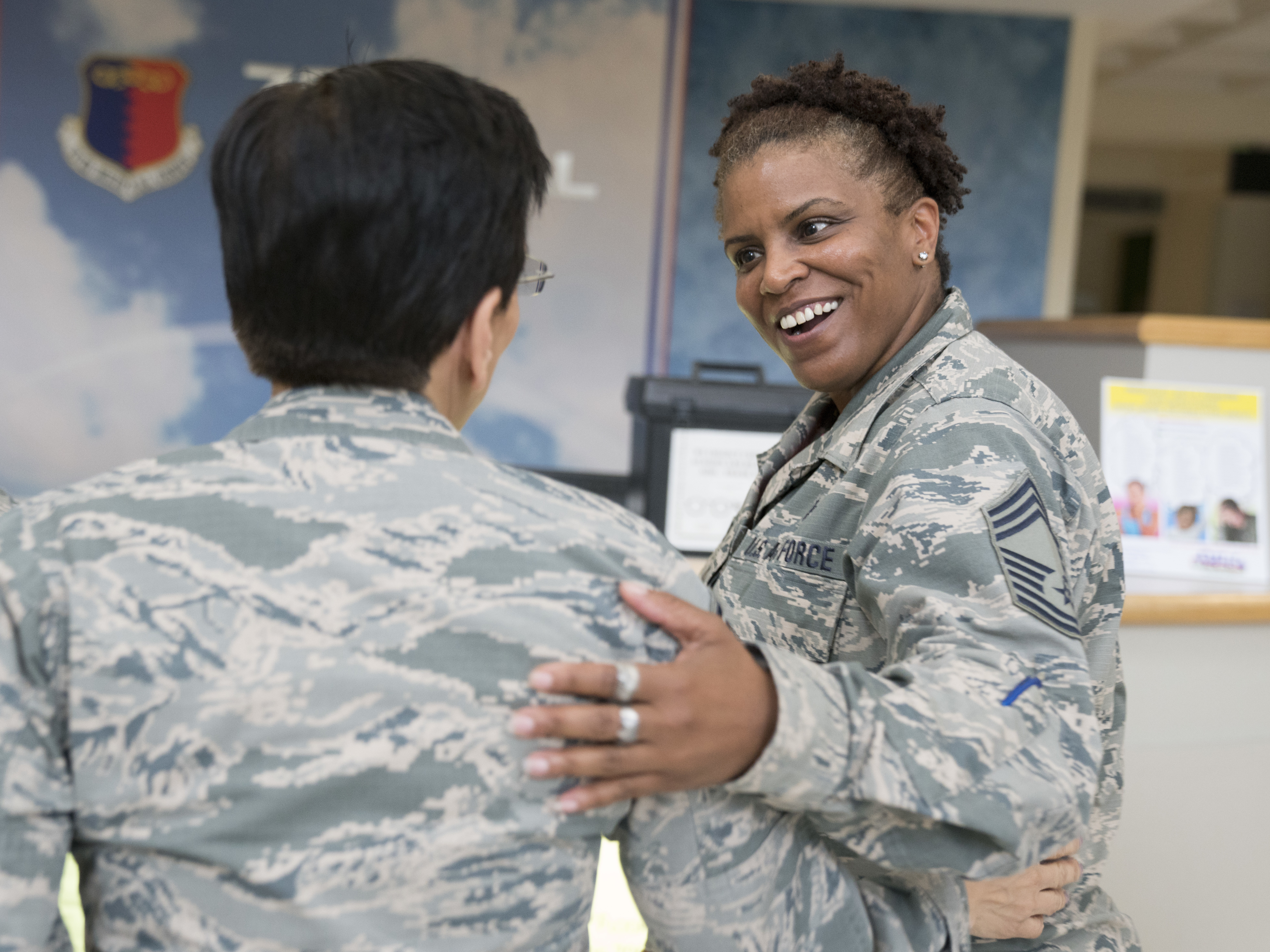 AFRC command chief visits 413th FTG > Air Force Reserve Command > News Article