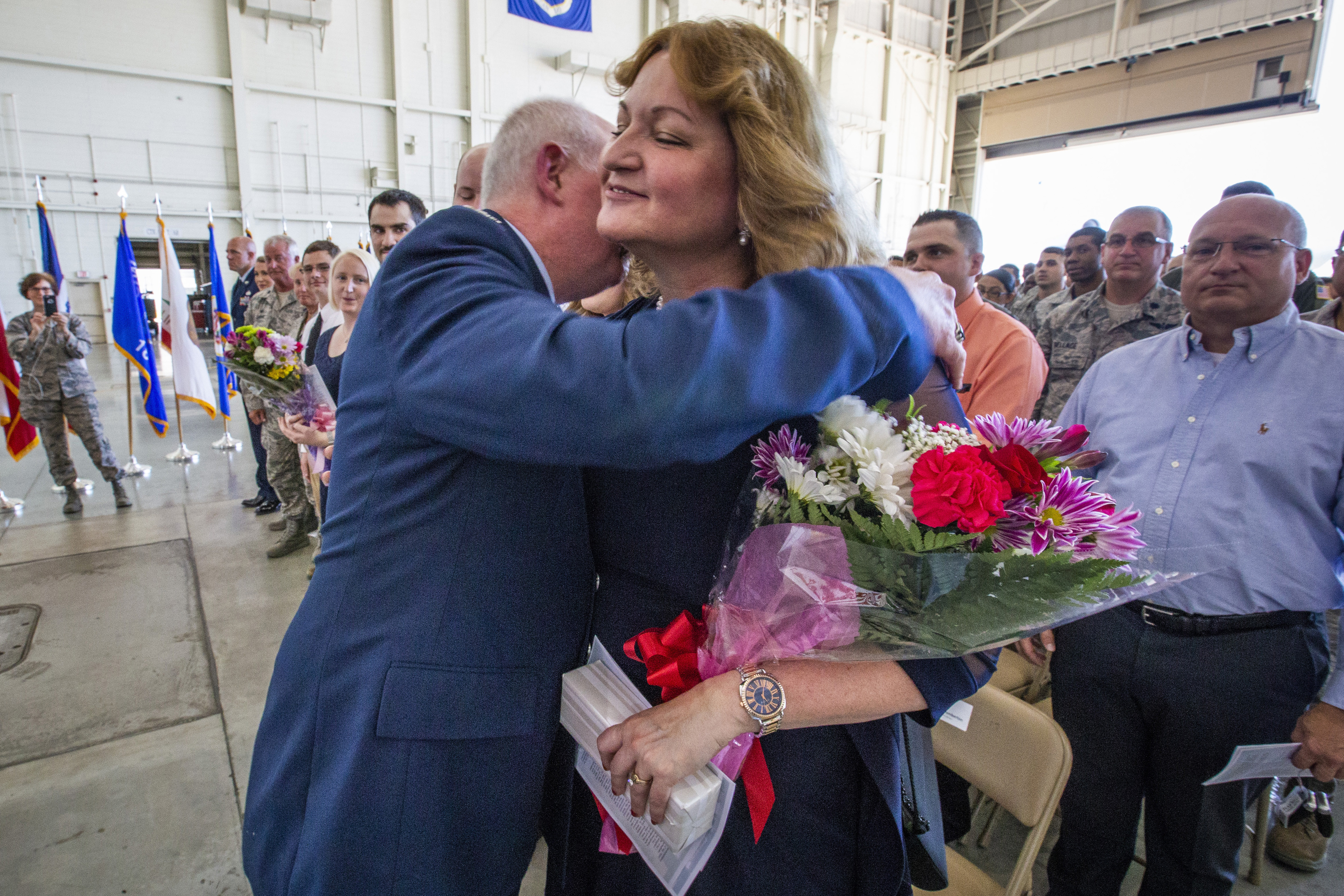 Pemberton assumes command of the Freedom Wing > 514th Air Mobility Wing ...