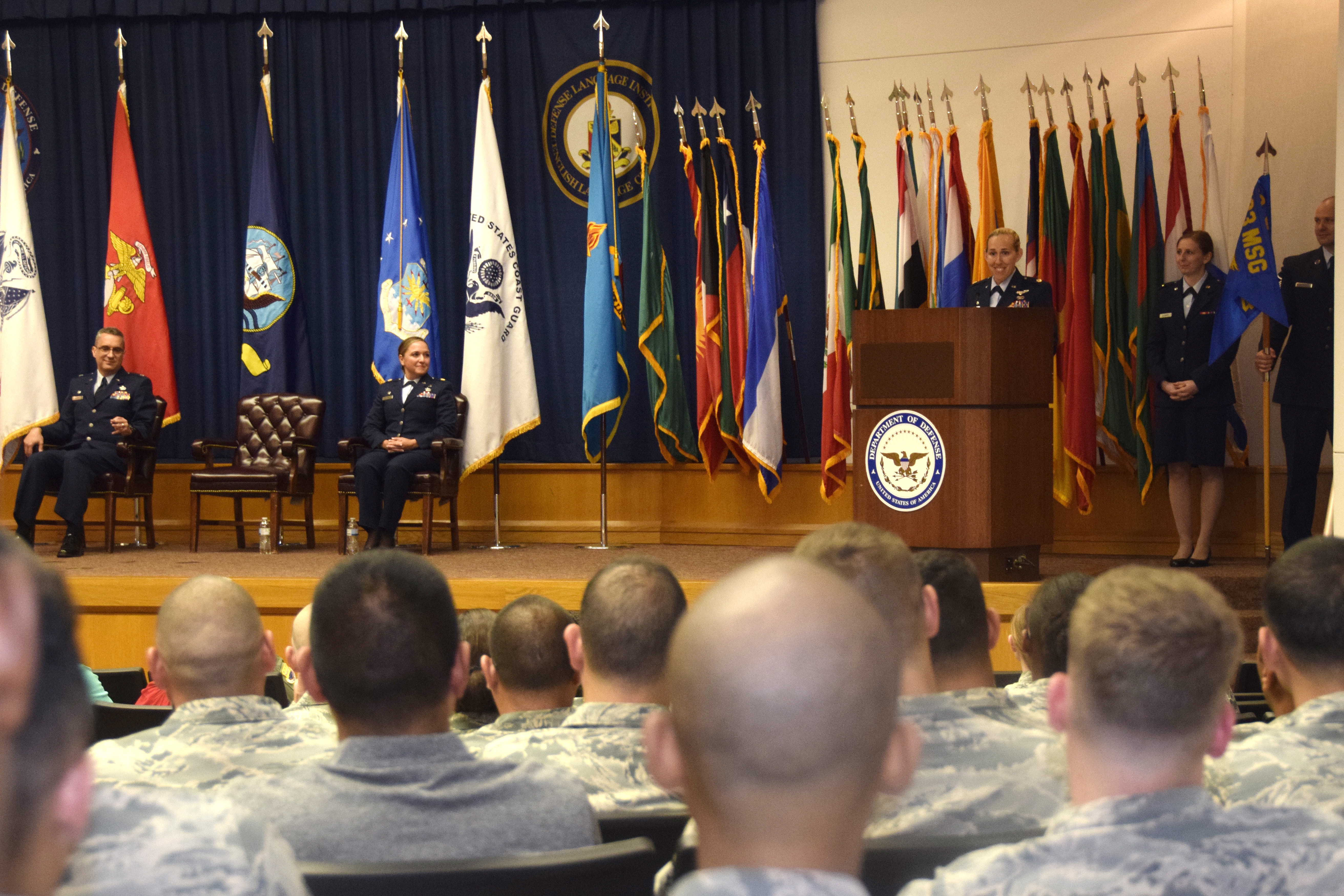 Logistics Readiness Squadron welcomes new commander > 433rd Airlift ...