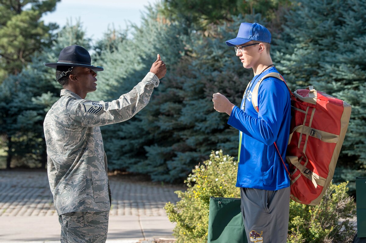 'A new beginning’: Basic training starts at USAFA Prep School > United ...