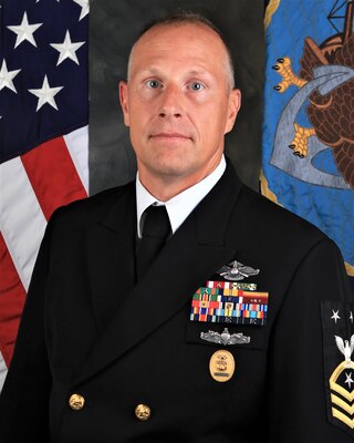 CMDCM Michael J. Roberts > I Marine Expeditionary Force > Leaders