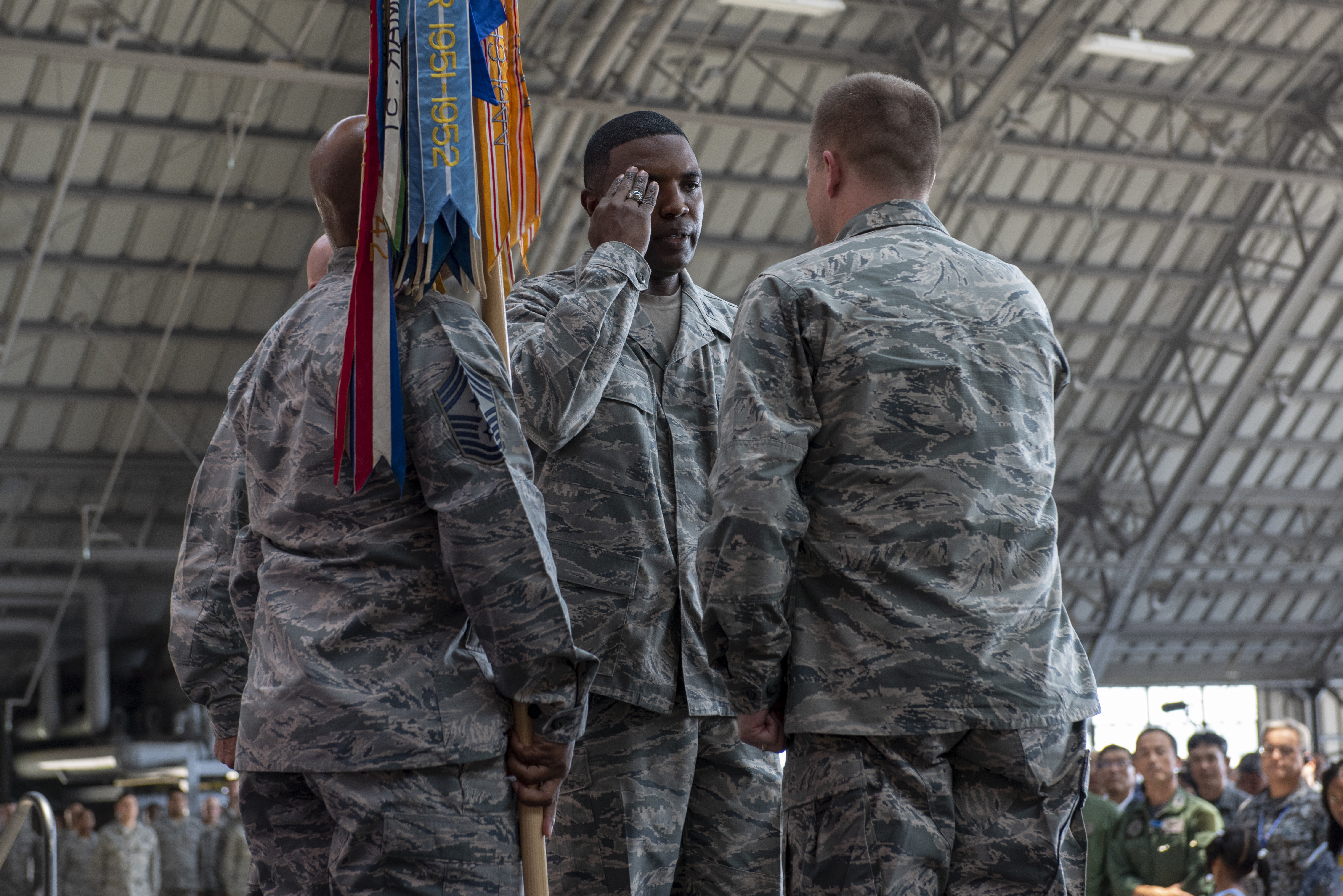 374th Airlift Wing welcome new commander > 5th Air Force > Article Display