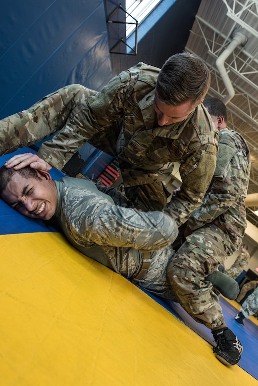 Security forces complete defensive tactics training > 193rd Special ...