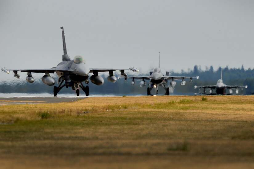 Aviano AB and RAF Lakenheath team up for flying training deployment > Royal Air Force Lakenheath ...
