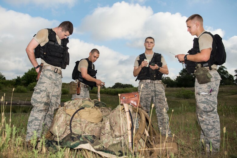 SERE candidates face trial by fire at JBSA-Camp Bullis > Air Education ...