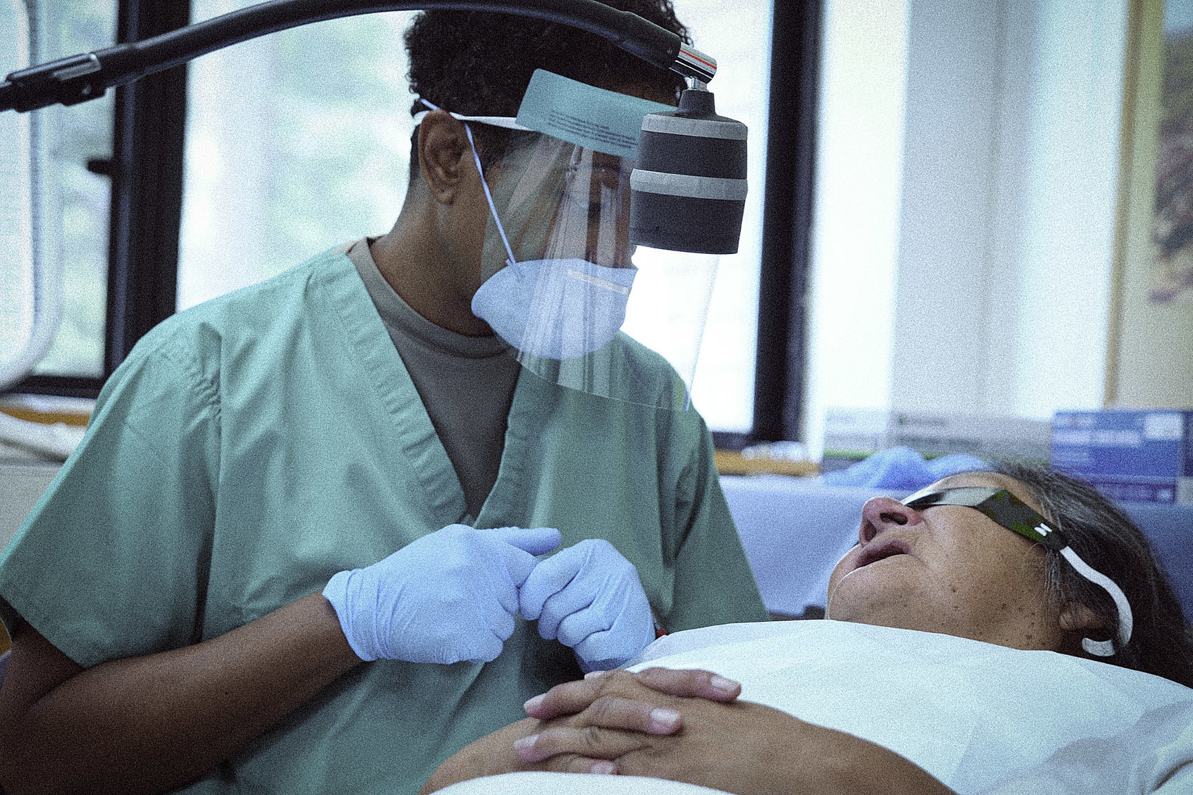 Army Reserve Soldiers conduct Medical IRT clinic at Bug-O-Nay-Ge-Shig ...