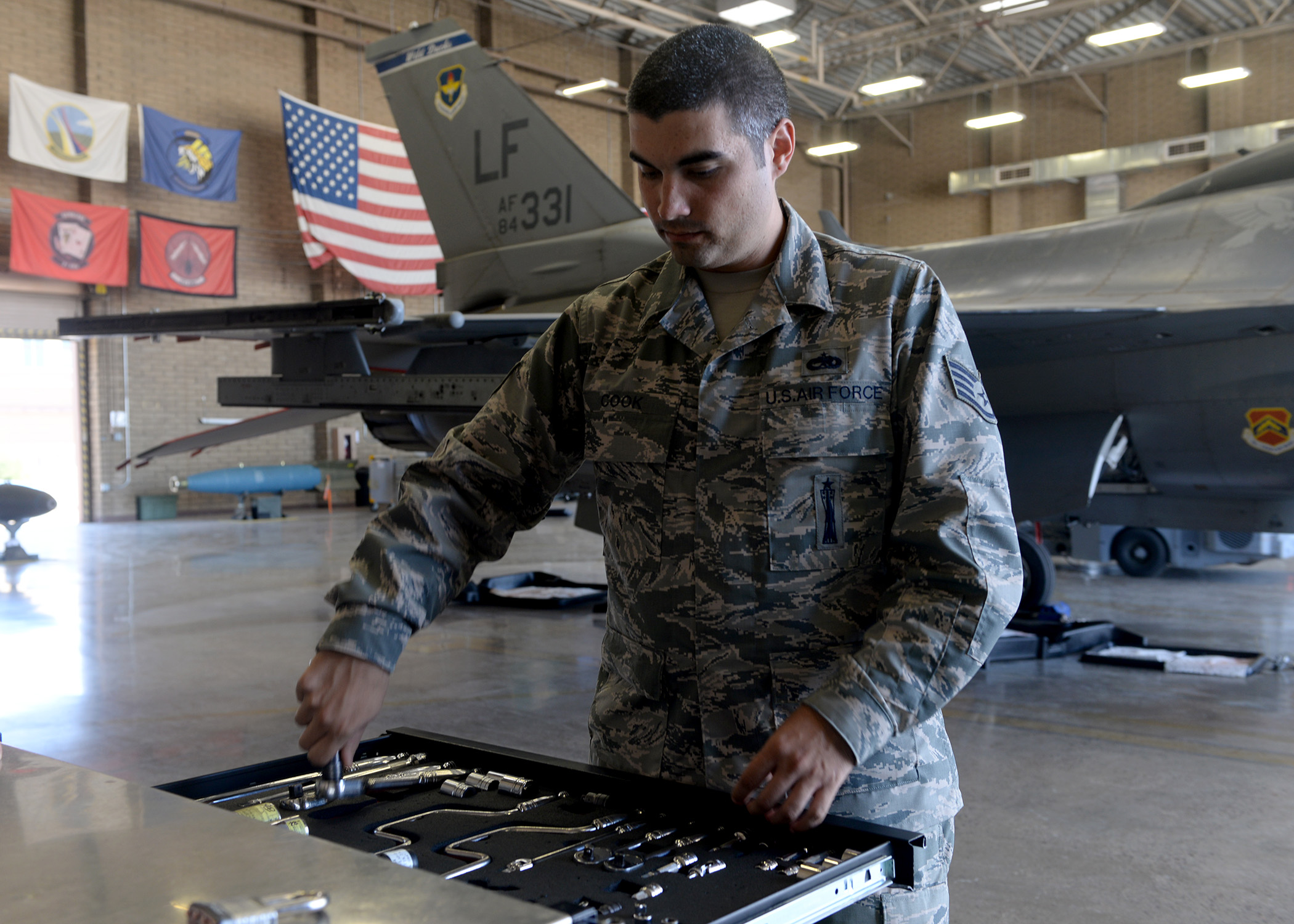 MXG streamlines initial weapons load process > Luke Air Force Base ...