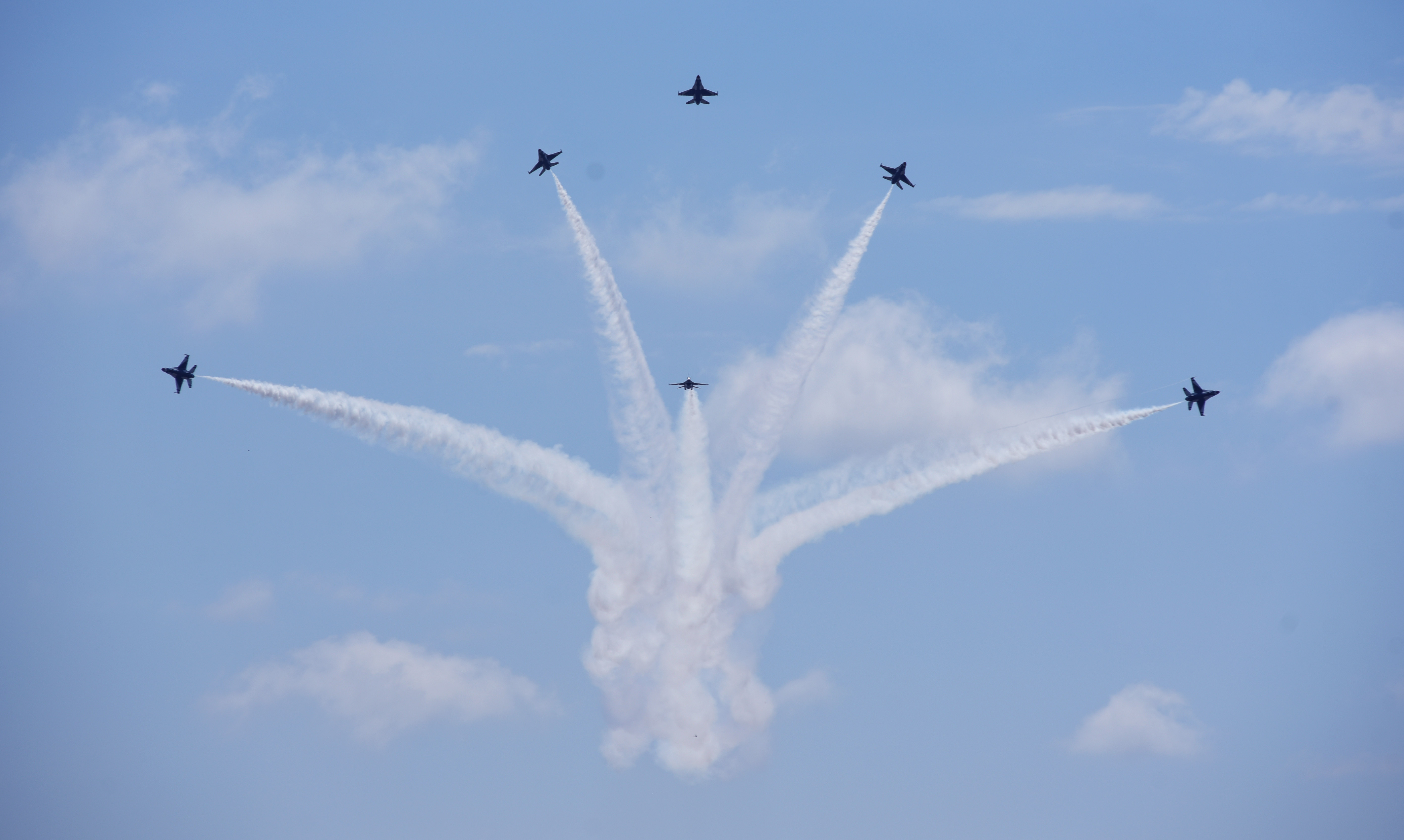 USAF Thunderbirds make roaring return to CFD > F.E. Warren Air Force ...