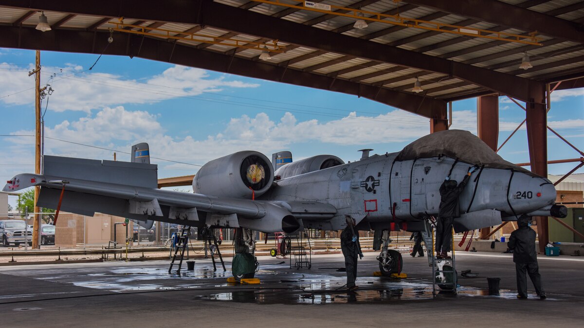 Aircraft wash > Davis-Monthan Air Force Base > Article View