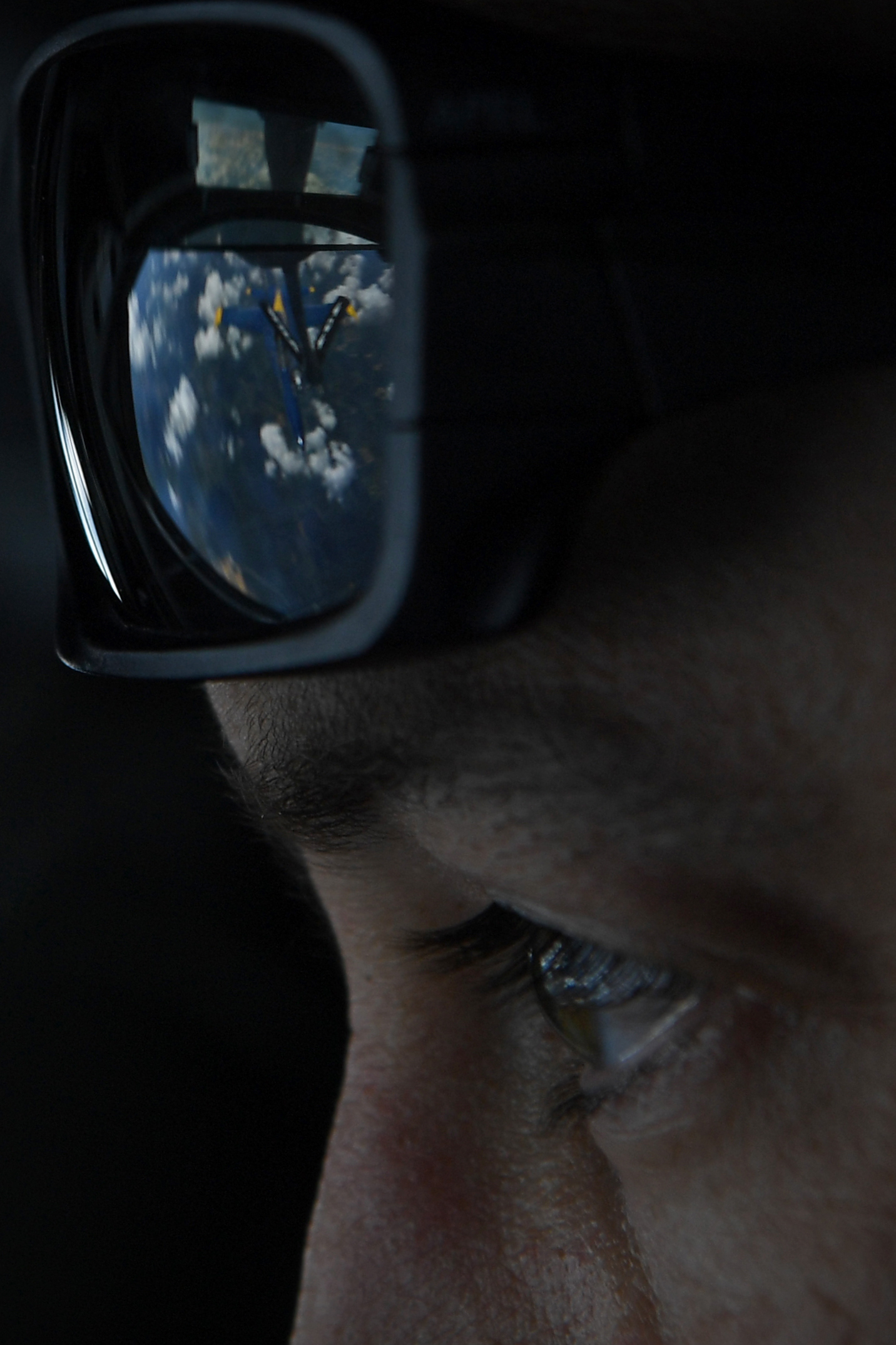 Grissom participates in Oshkosh airshow with Blue Angels > Grissom Air ...