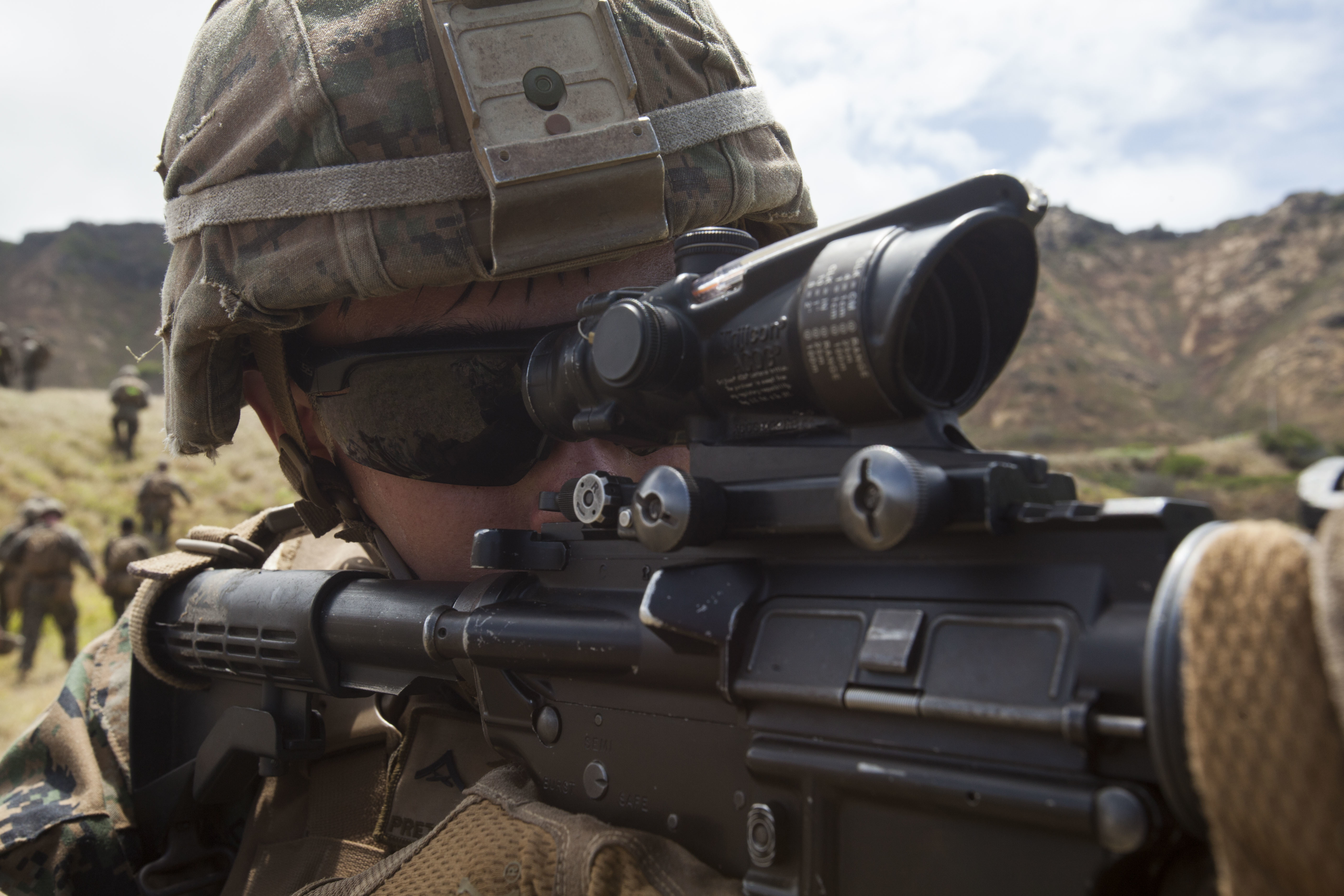 Explore Photos - Search m4a1