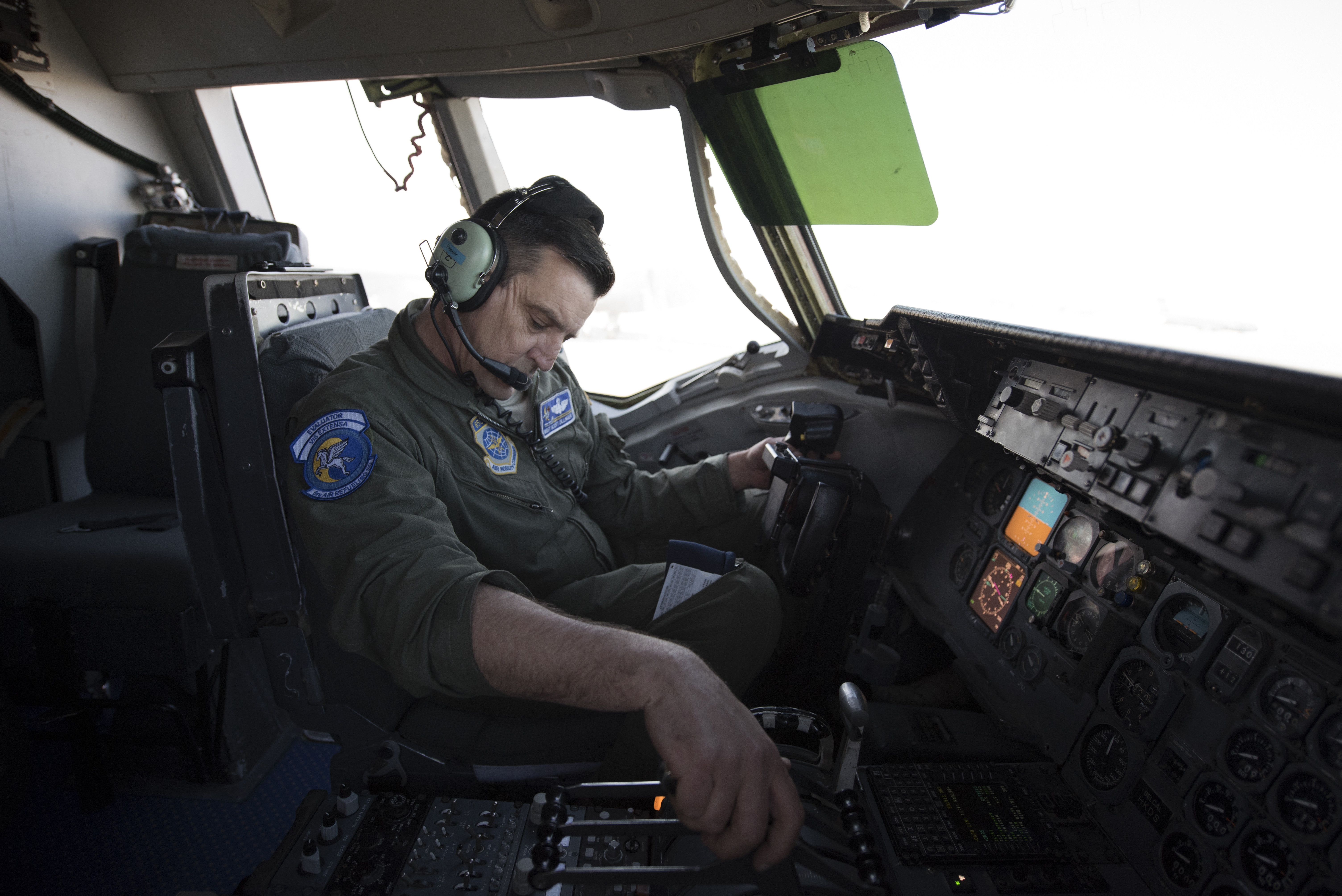 Journey to 10,000: KC-10 flight engineer closing in on milestone – Part ...