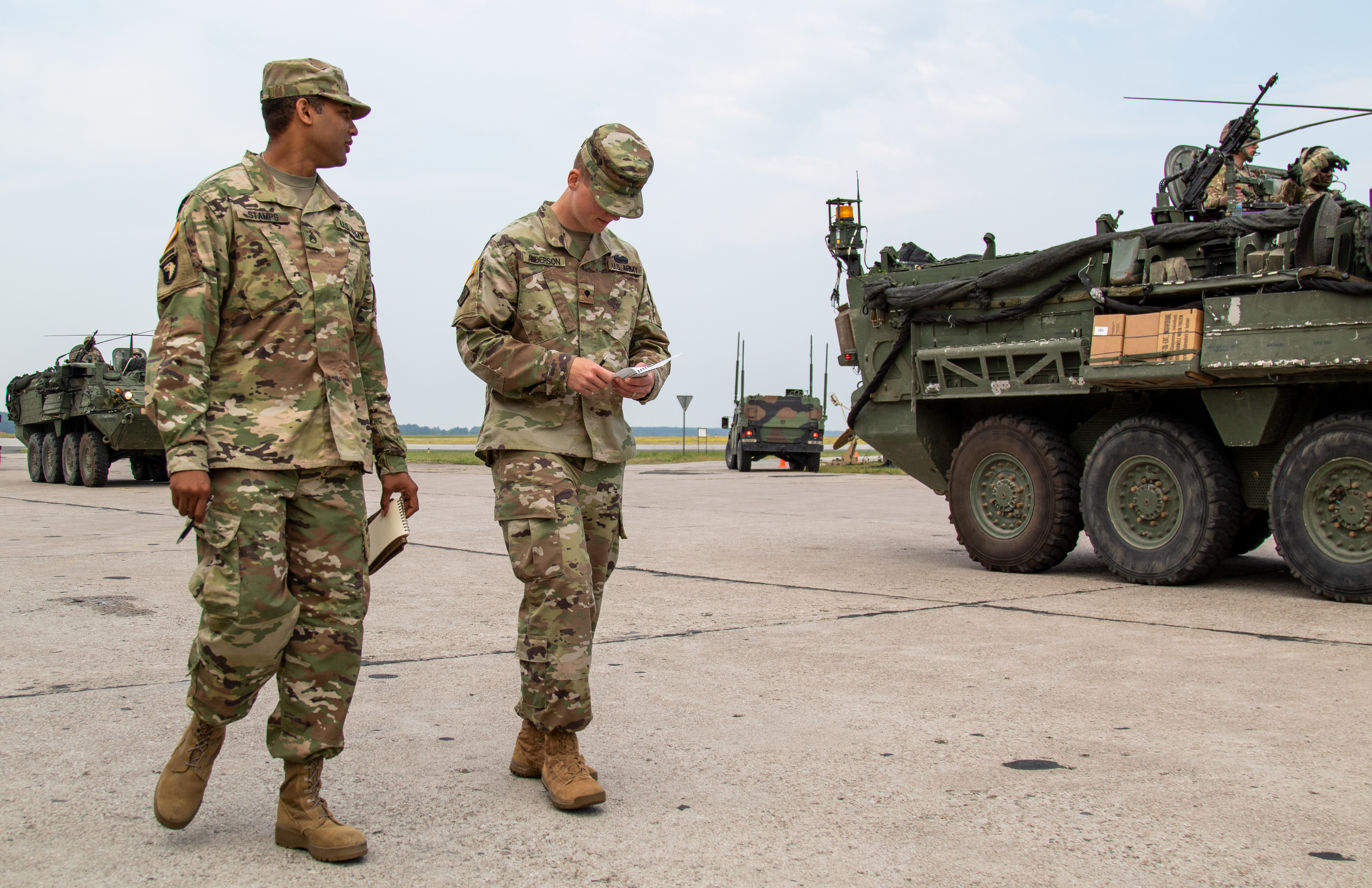 Army Reserve transportation coordinators keep troops moving during ...