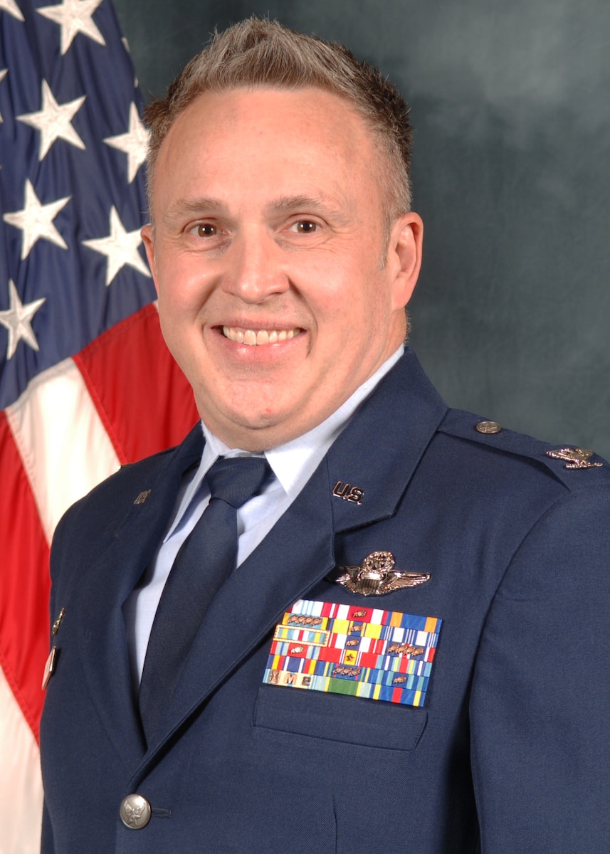 The 164th Welcomes a New Vice Wing Commander > 164th Airlift Wing ...