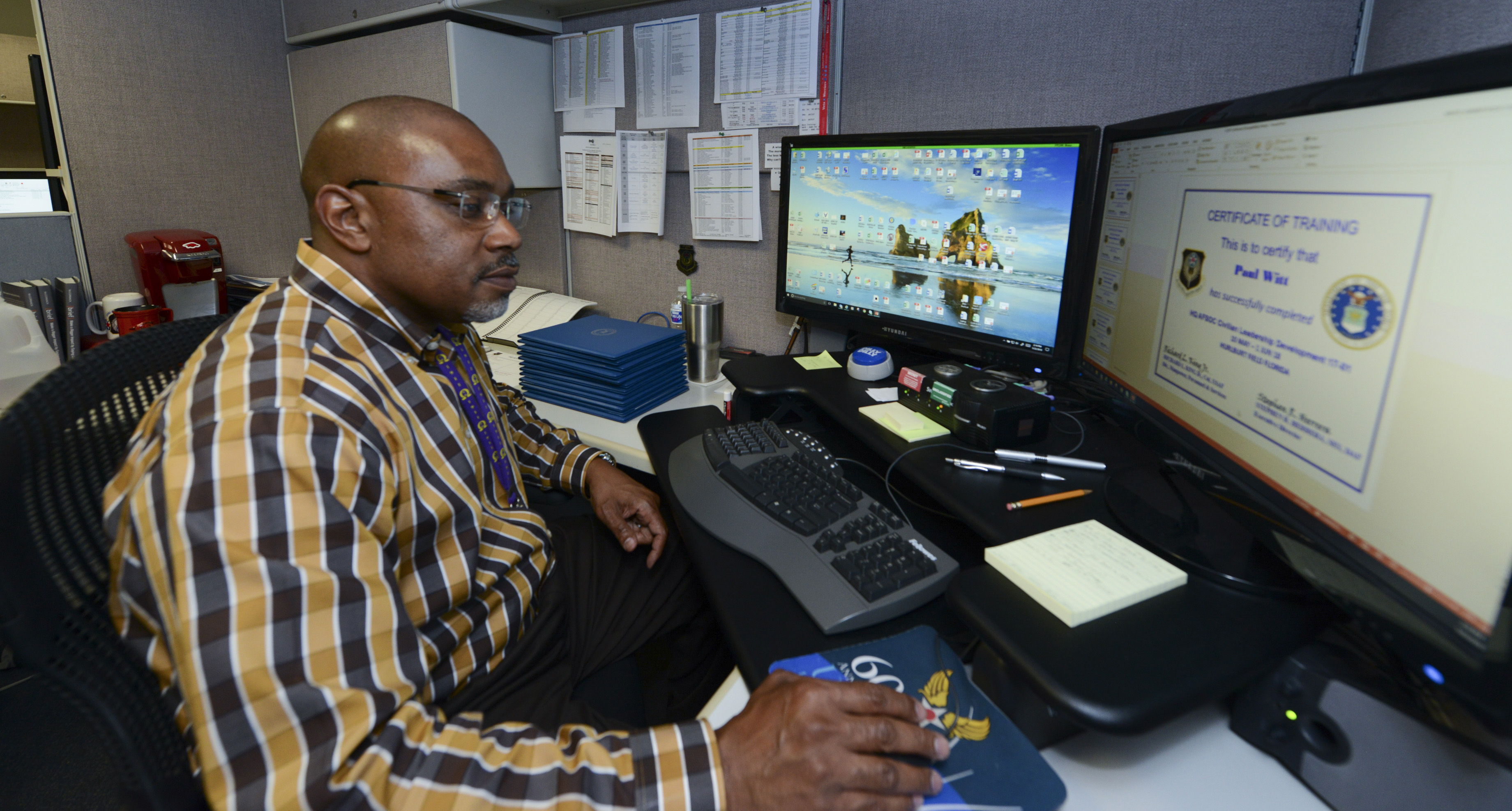 AFSOC civilian wins PACE Leadership Impact Award > Air Force Special ...