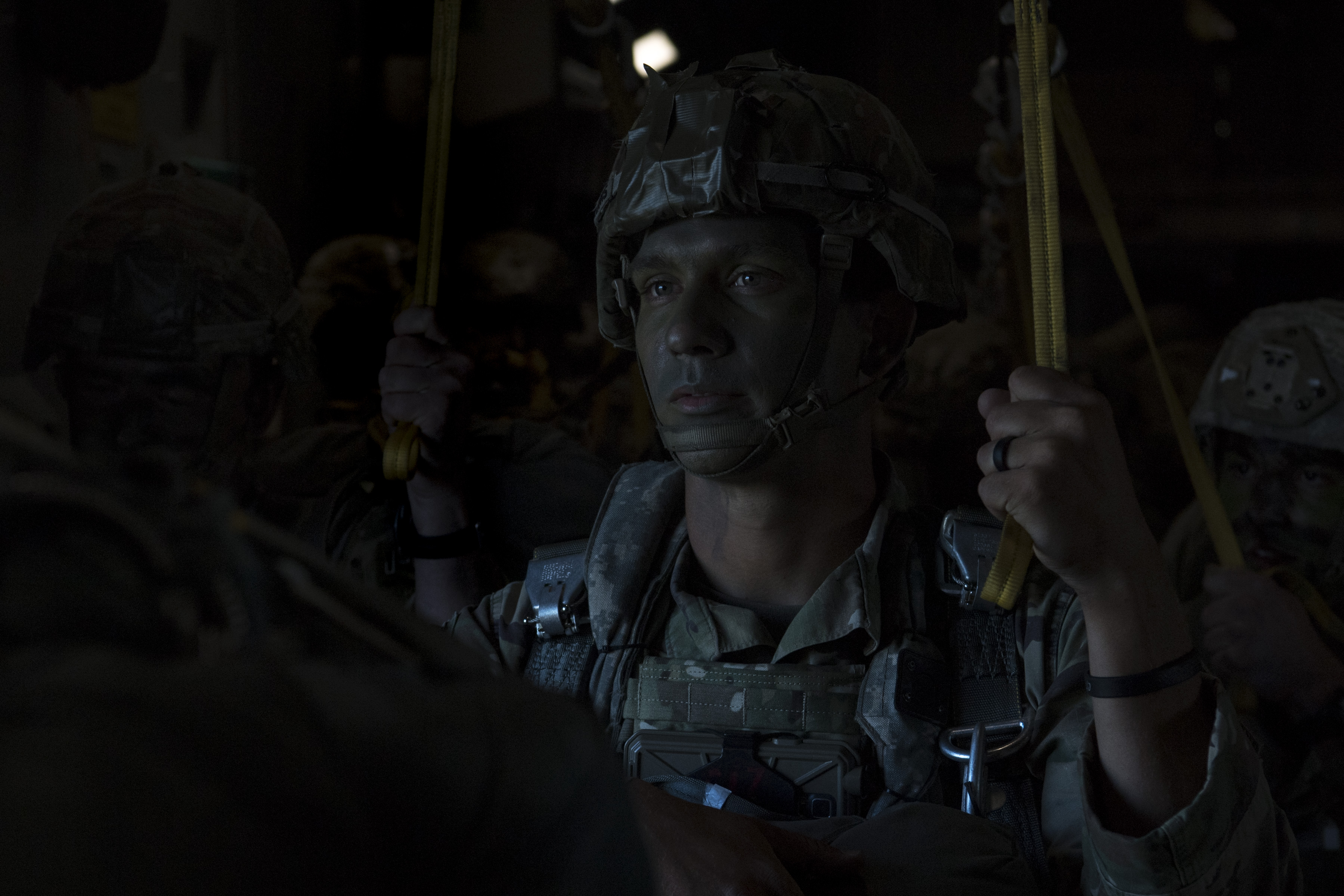 Mobility Forces deliver U.S., UK paratroopers to Europe for Swift ...