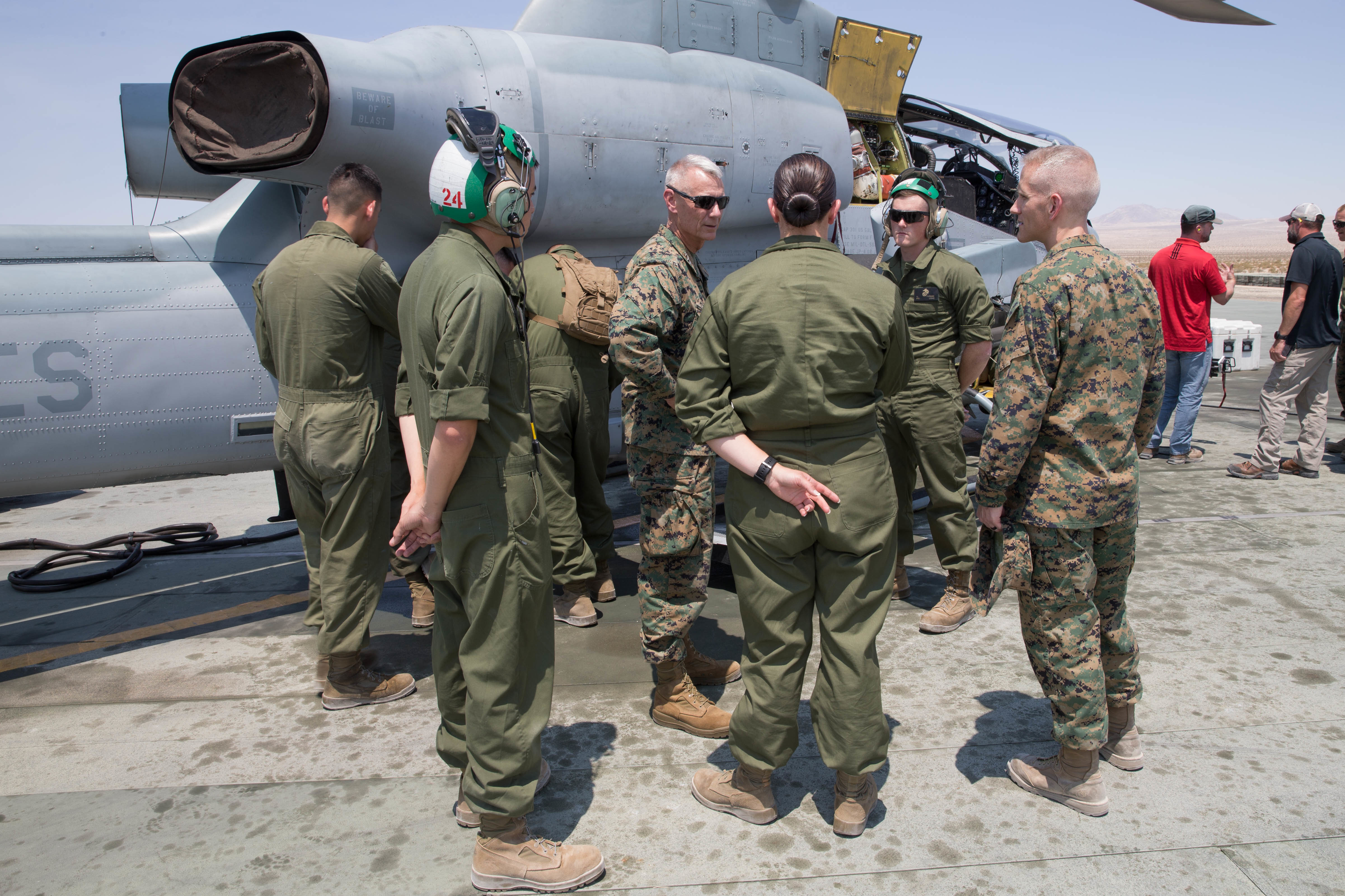 Distinguished Visitors tour MCAGCC Twentynine Palms during ITX 4-18