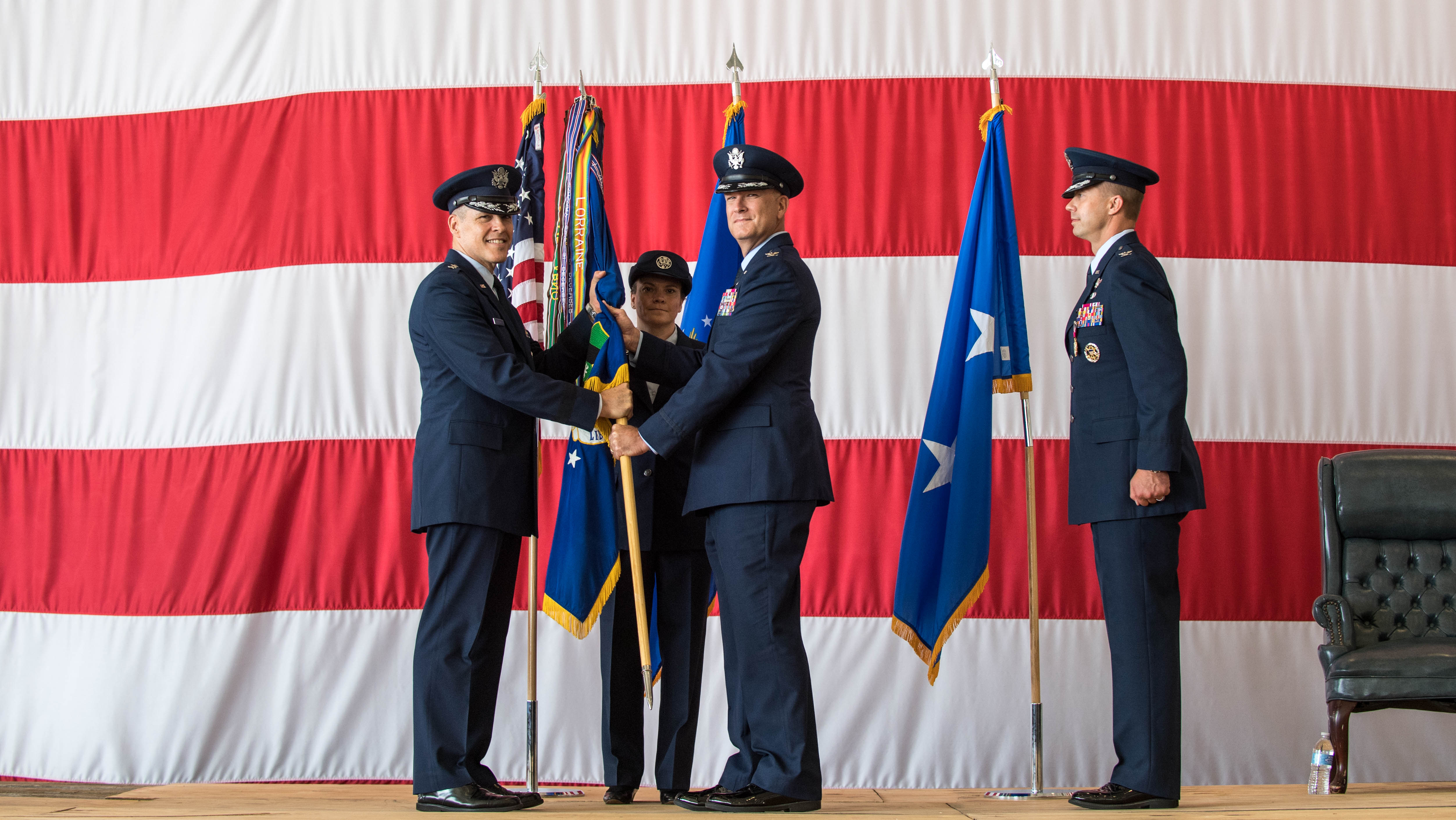 2nd Bomb Wing welcomes new commander > Air Force Global Strike Command ...