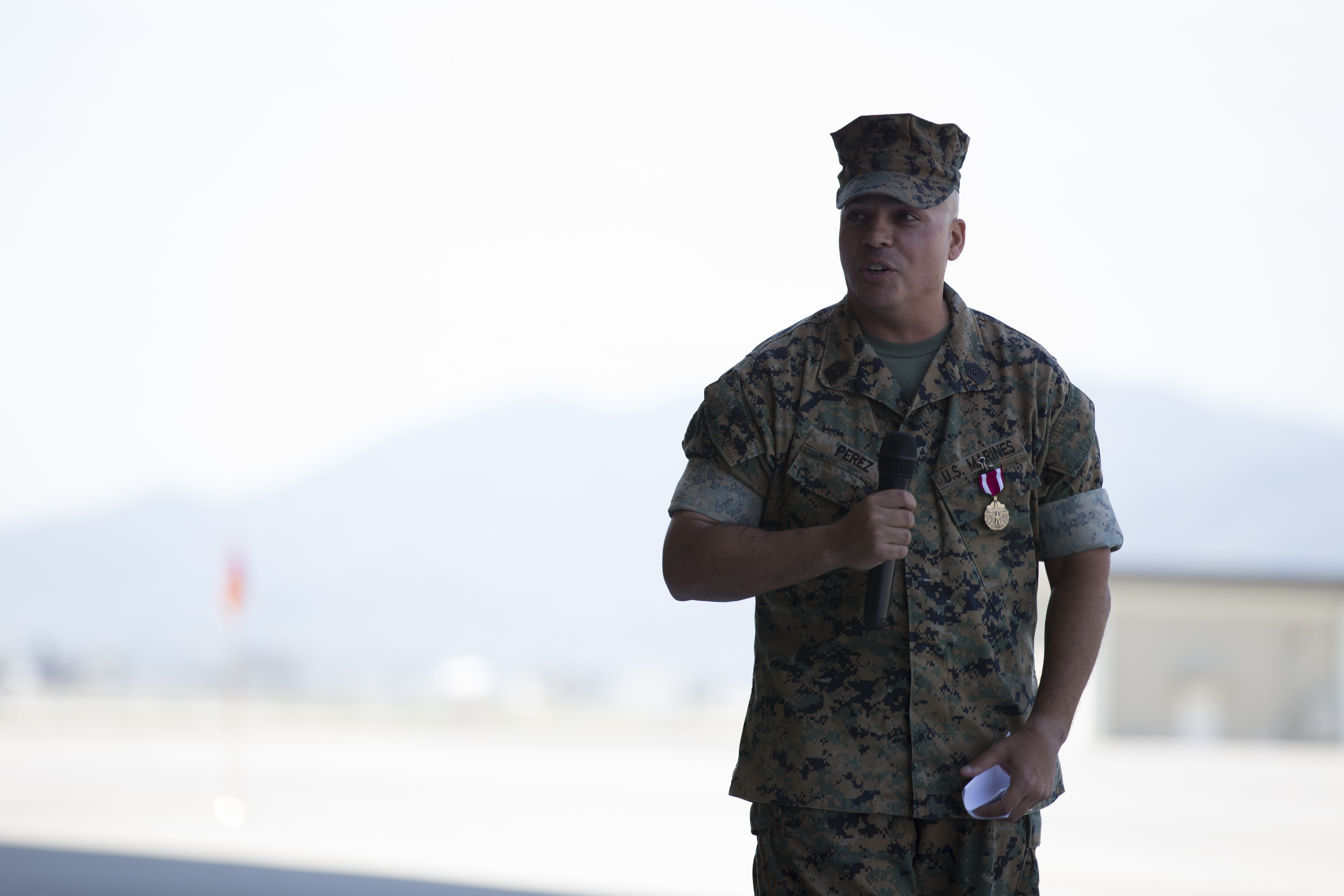 Sgt. Maj. Perez bids VMGR-152 farewell, Sgt. Maj. Tyler takes charge