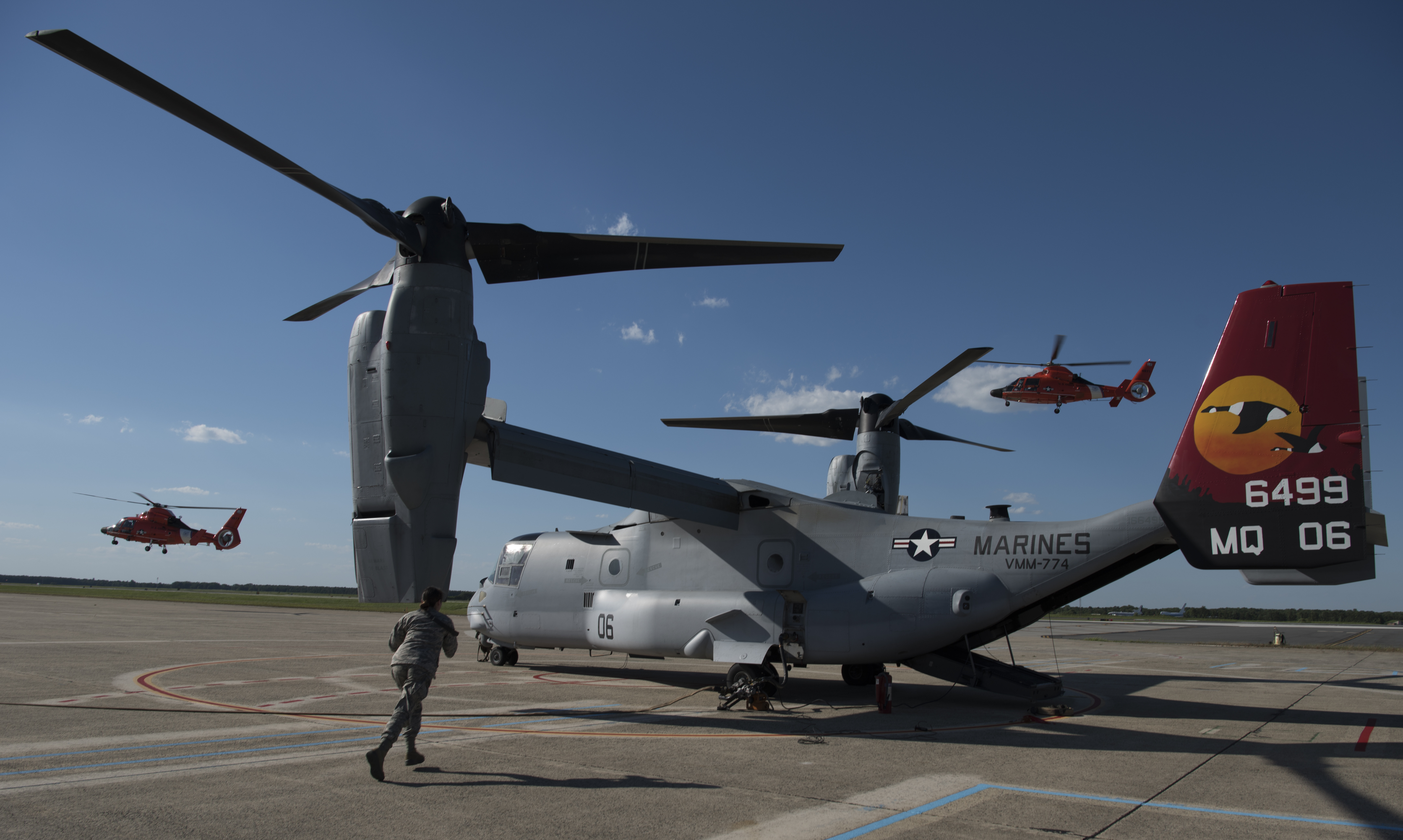 Marines fuel Coast Guard mission