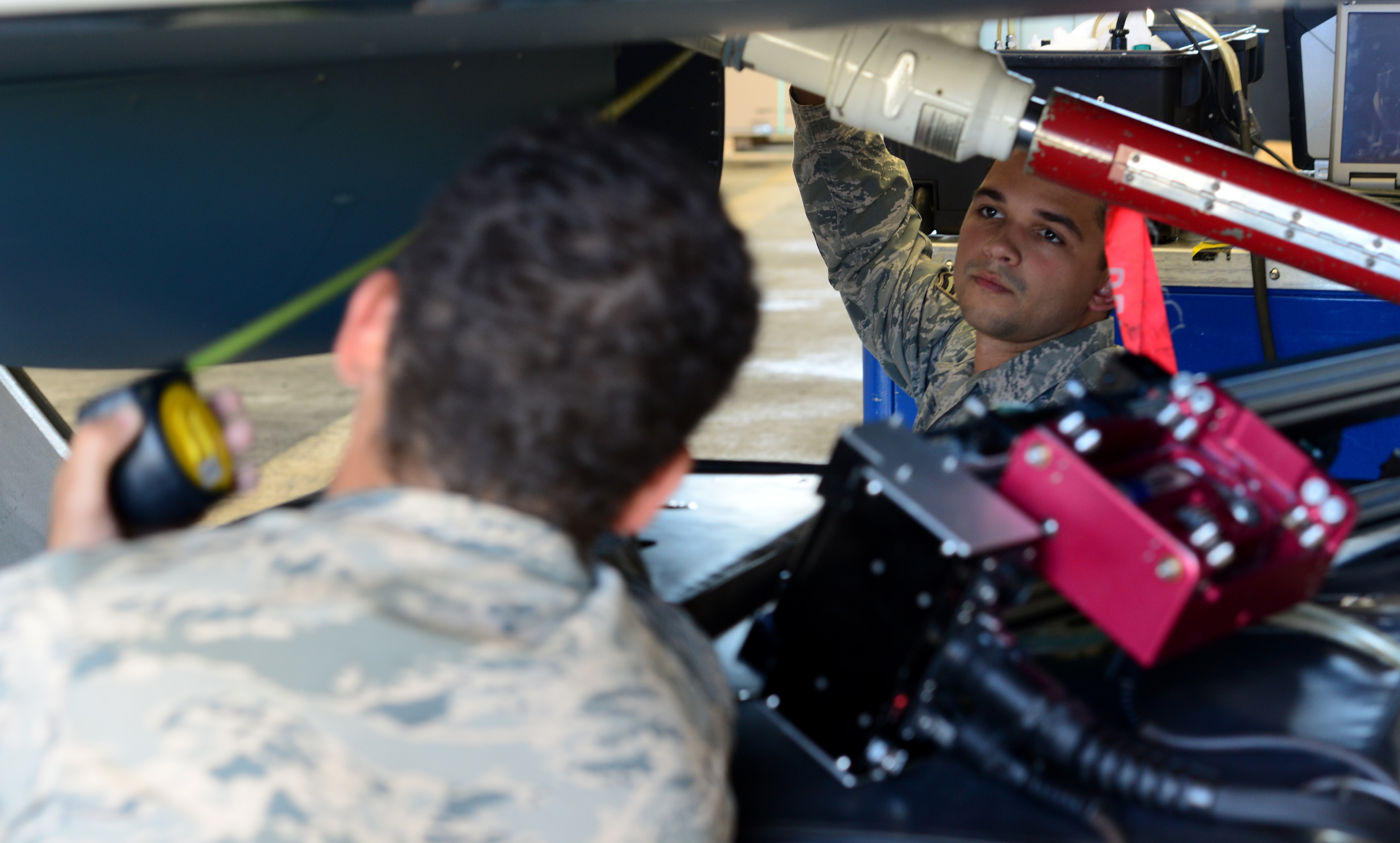 Beale NDI team’s unique, time-saving RQ-4 inspection process > Beale ...